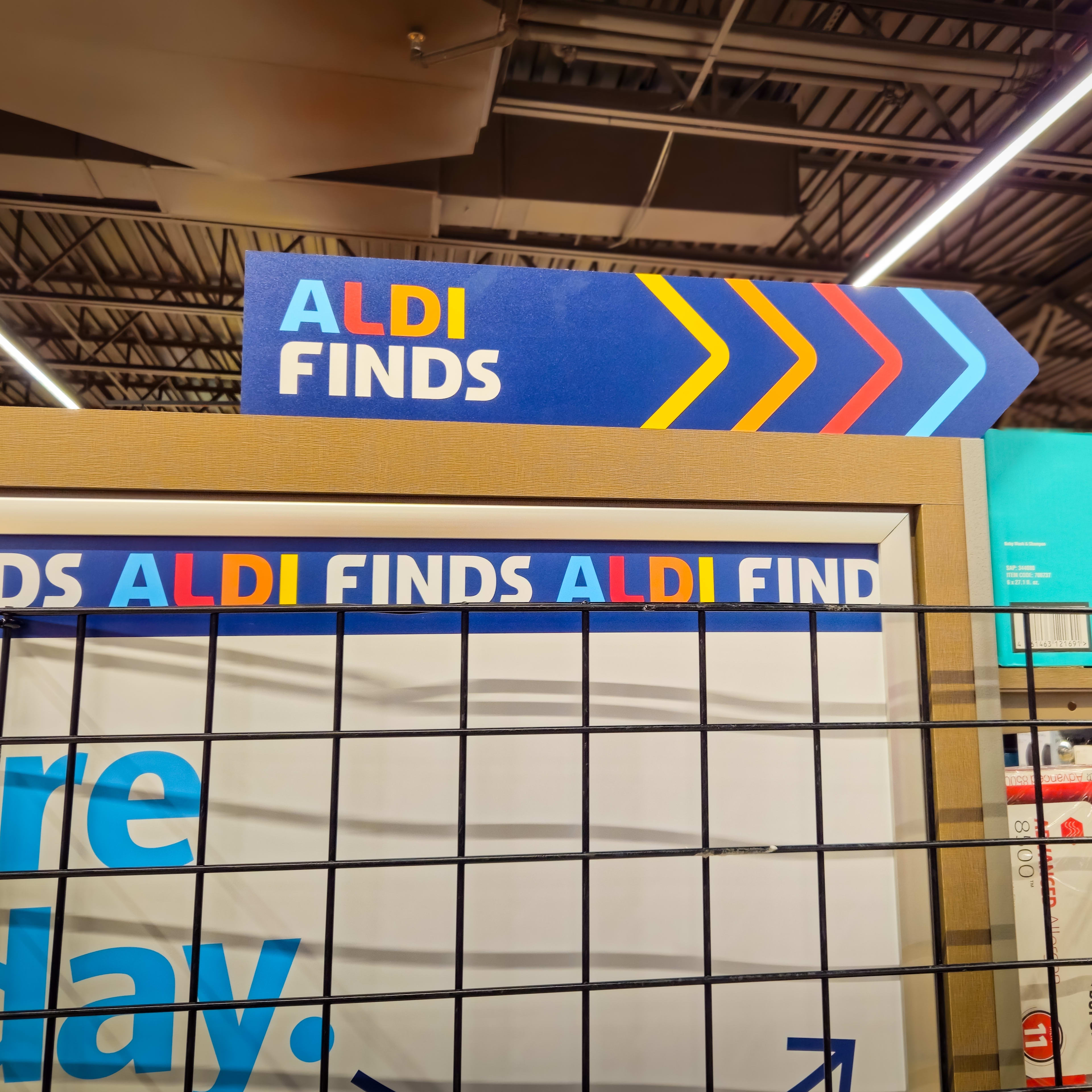 DIY This Life-Sized Nutcracker With Plant Pots - Dengarden