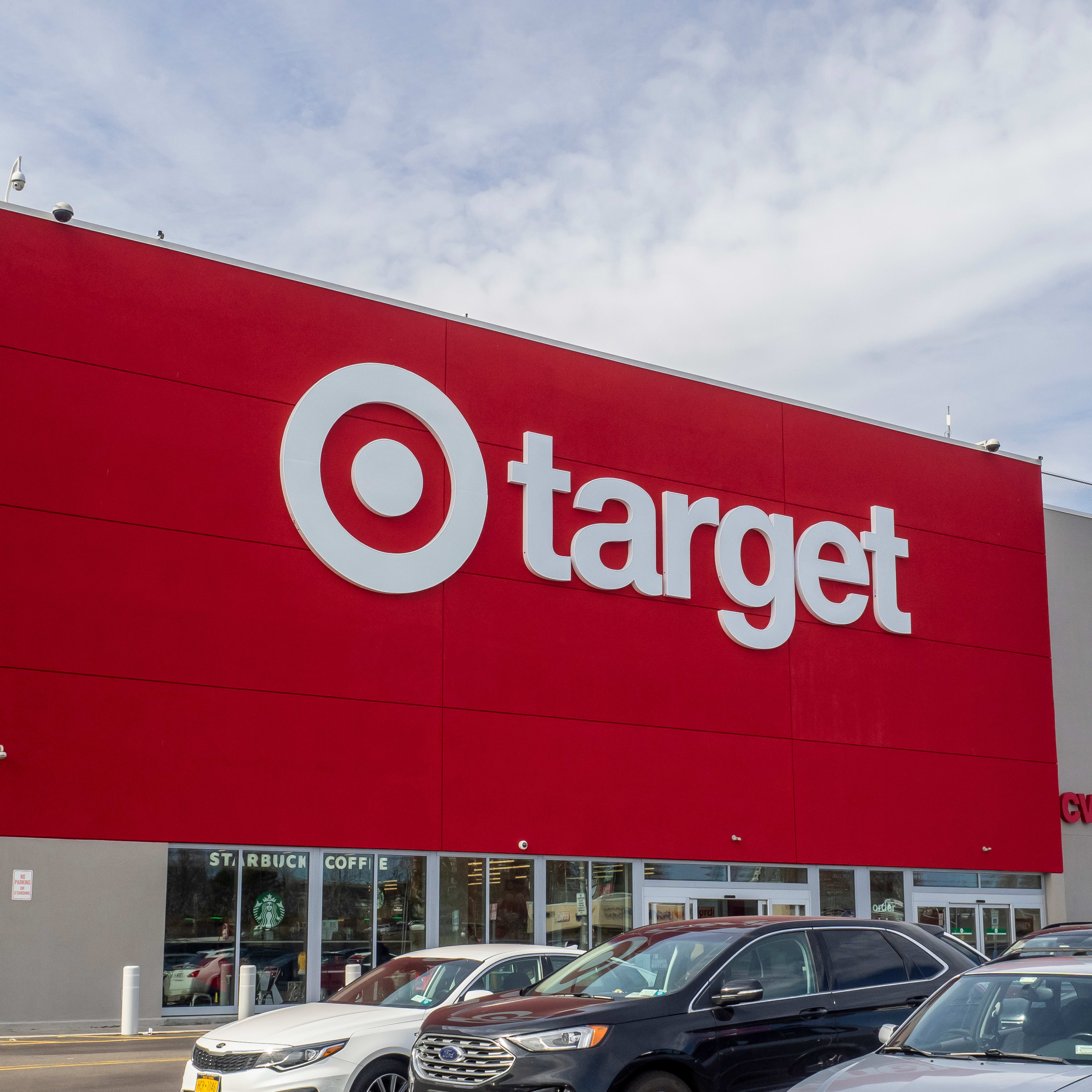 Is Target Open on Thanksgiving? 2025 Holiday Hours - Dengarden
