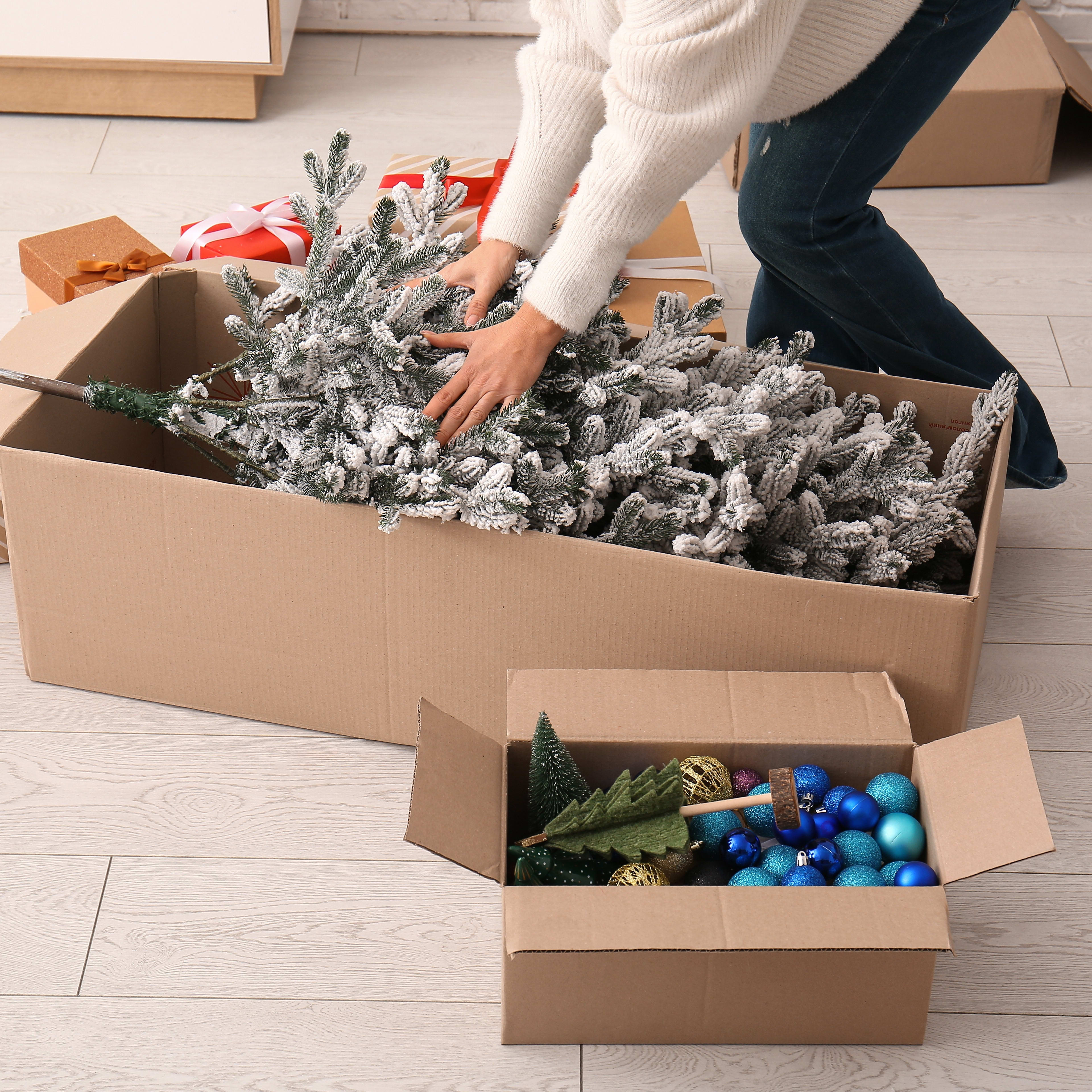 How to Make DIY Tinted Glass Using Only 2 Ingredients - Dengarden