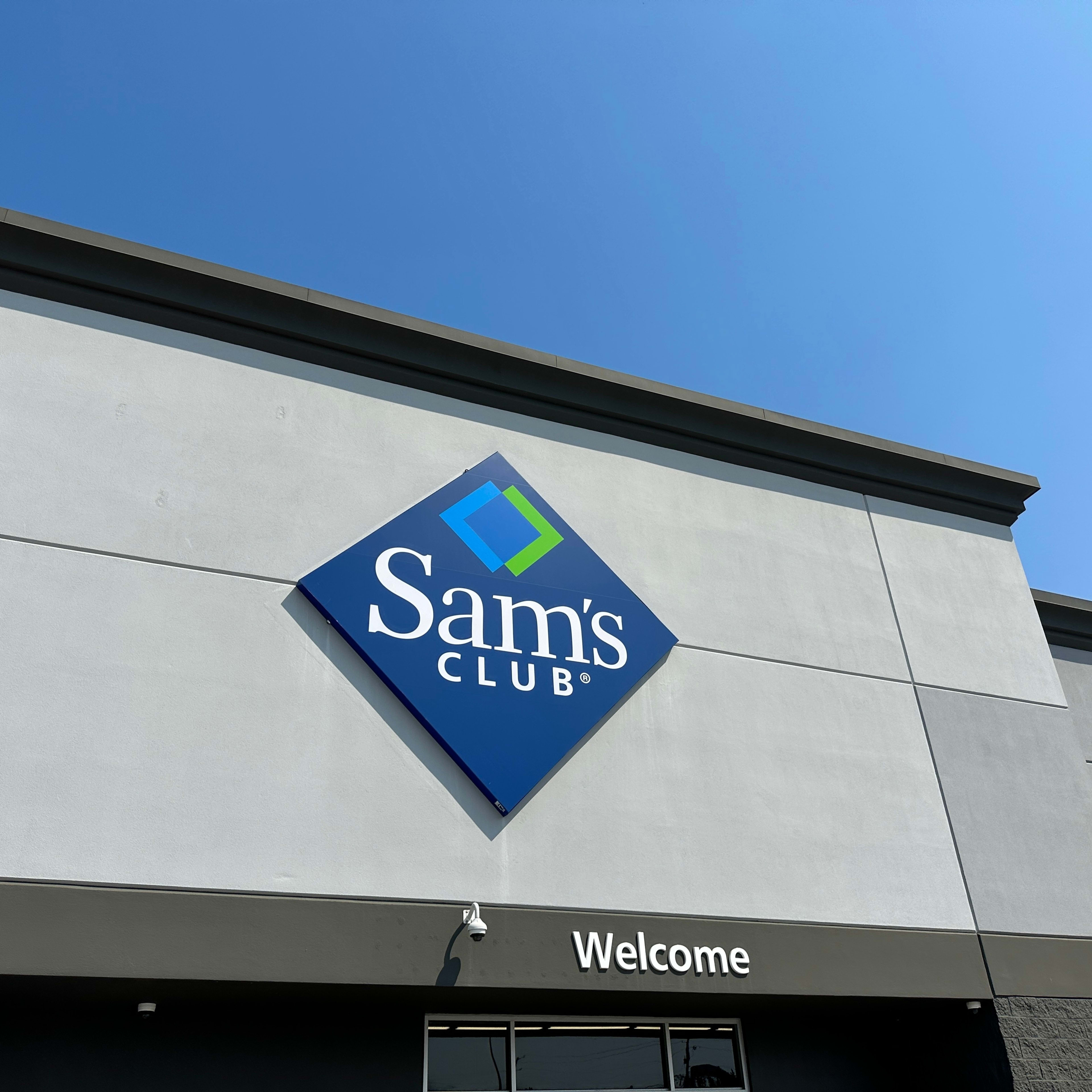 10 Fire-Resistant Plants & Their Fire-Resistant Traits - Dengarden