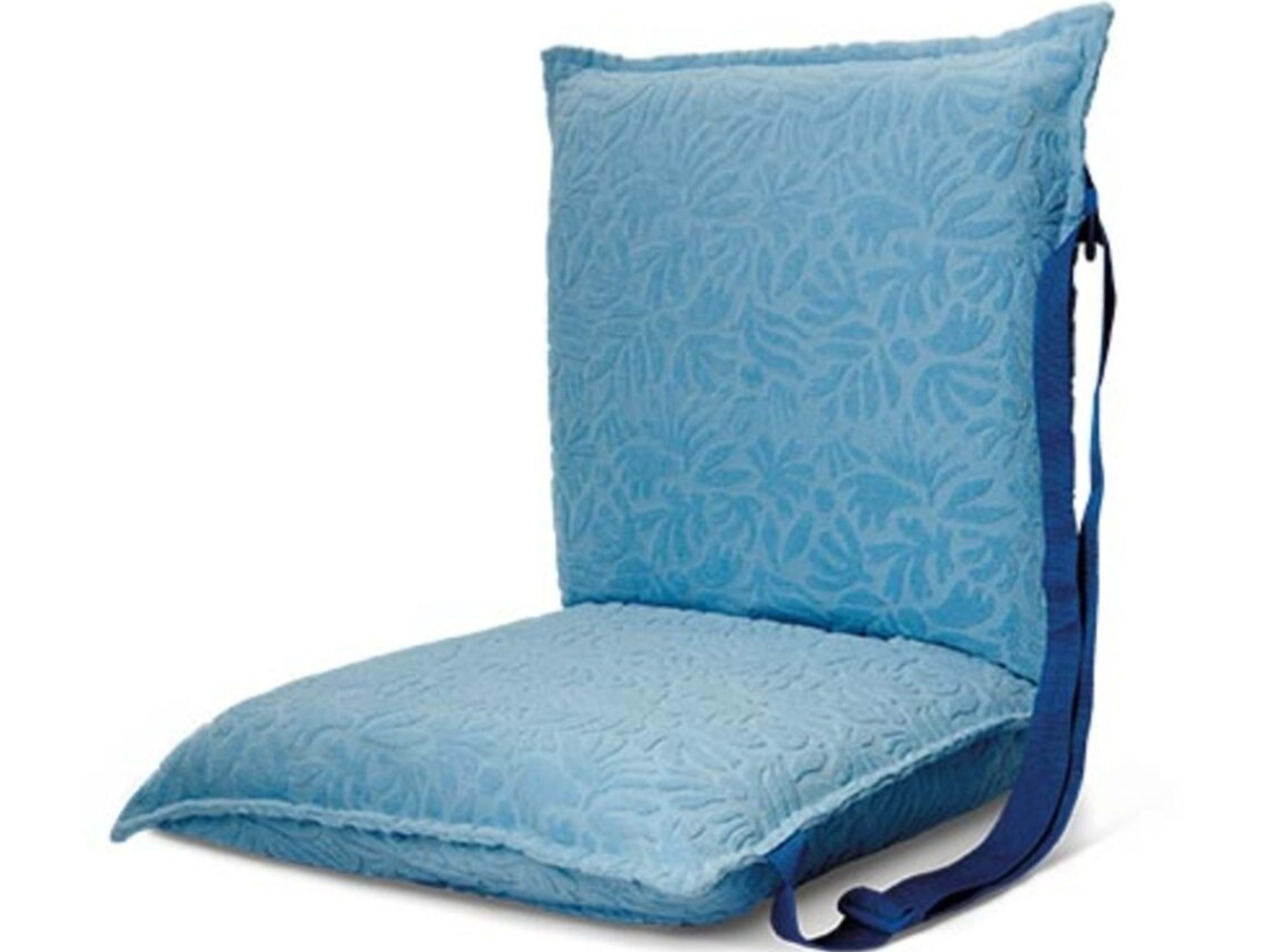 Bright New Beach Recliner at ALDI Is Summer Trip Game Changer