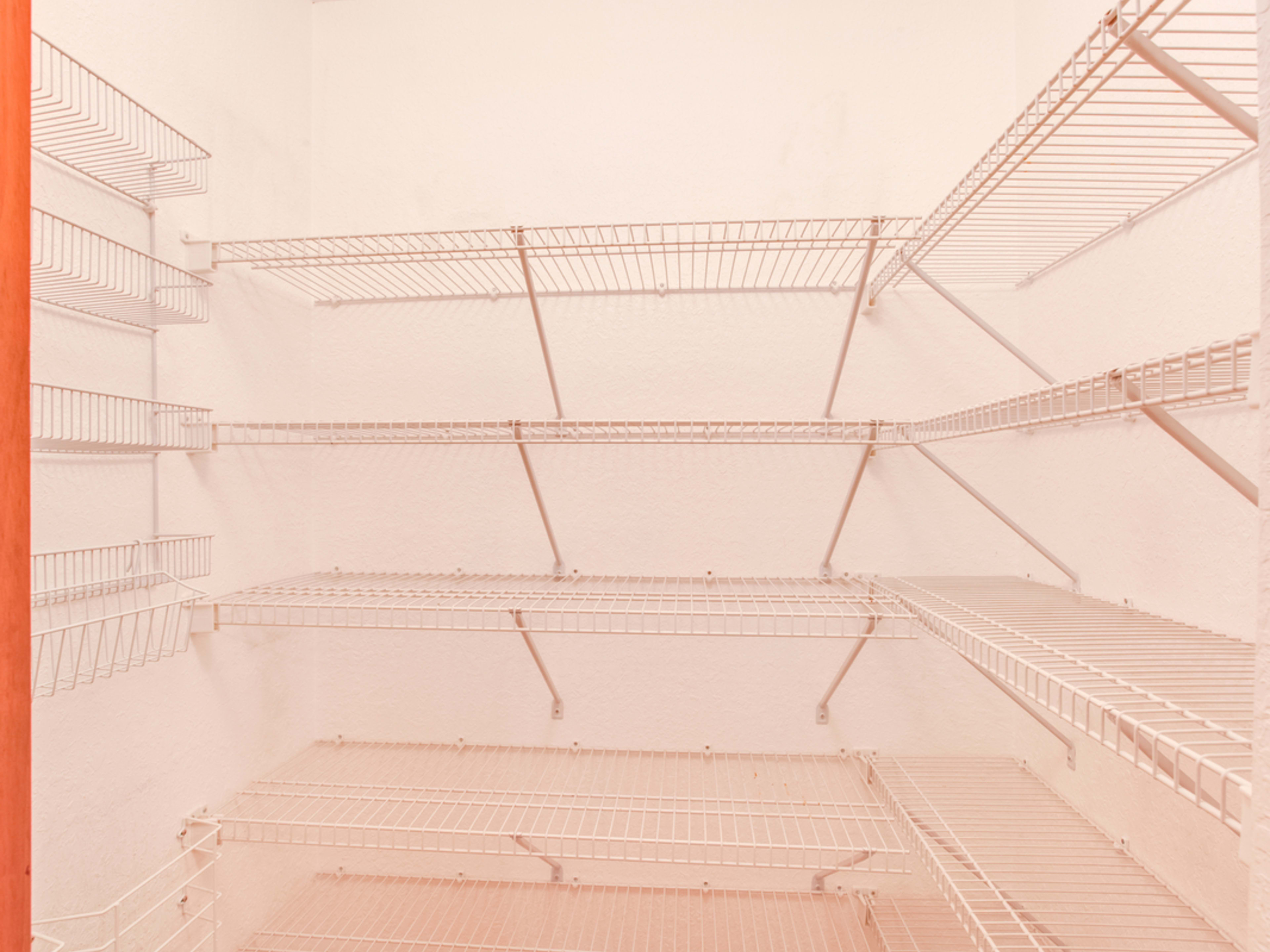 Say Goodbye to Ugly Wire Shelves With This Easy DIY Pantry Glow-Up ...