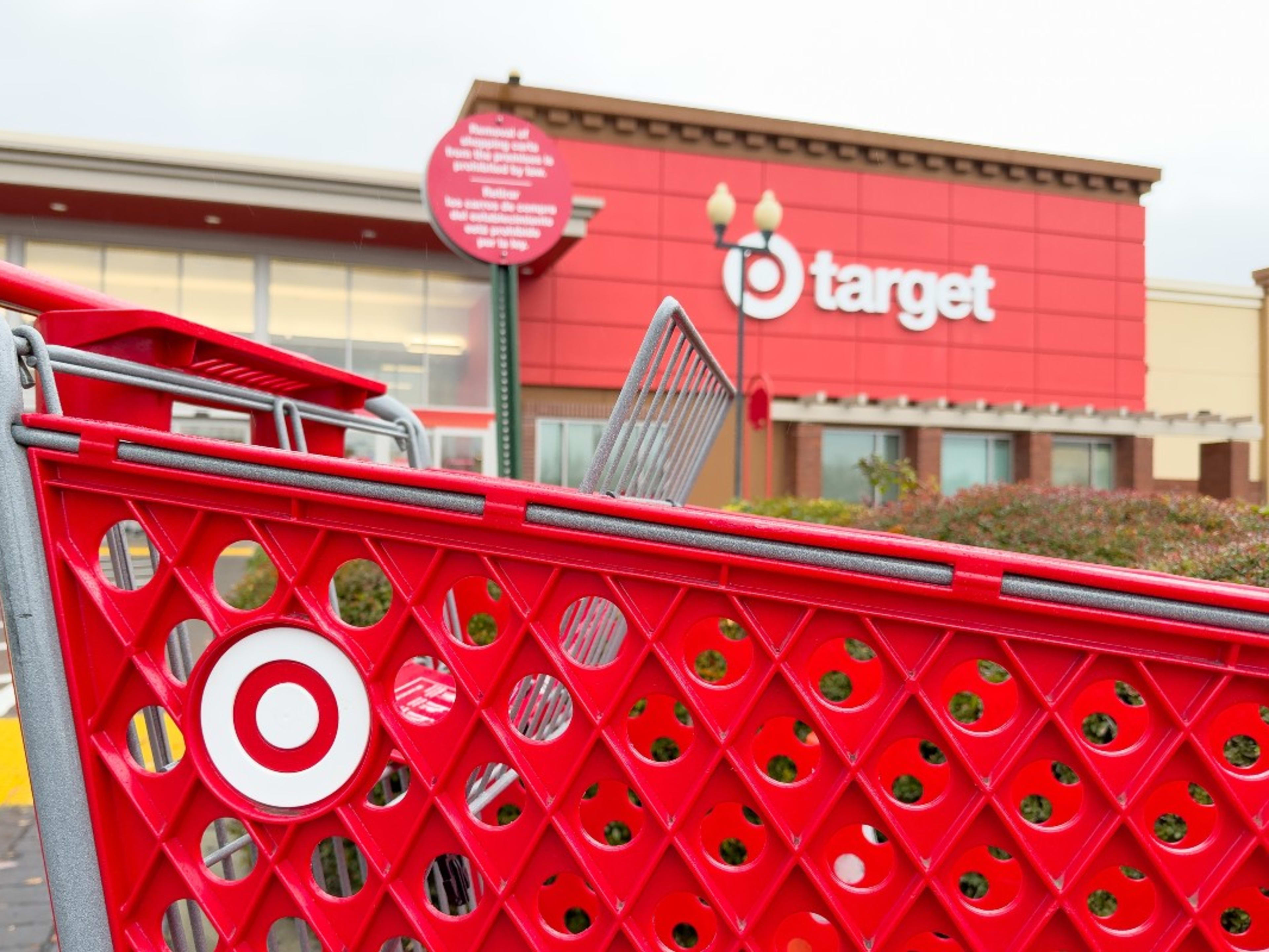 This Insanely Cool Target Ice Cream Maker Is Selling Out Fast - Dengarden