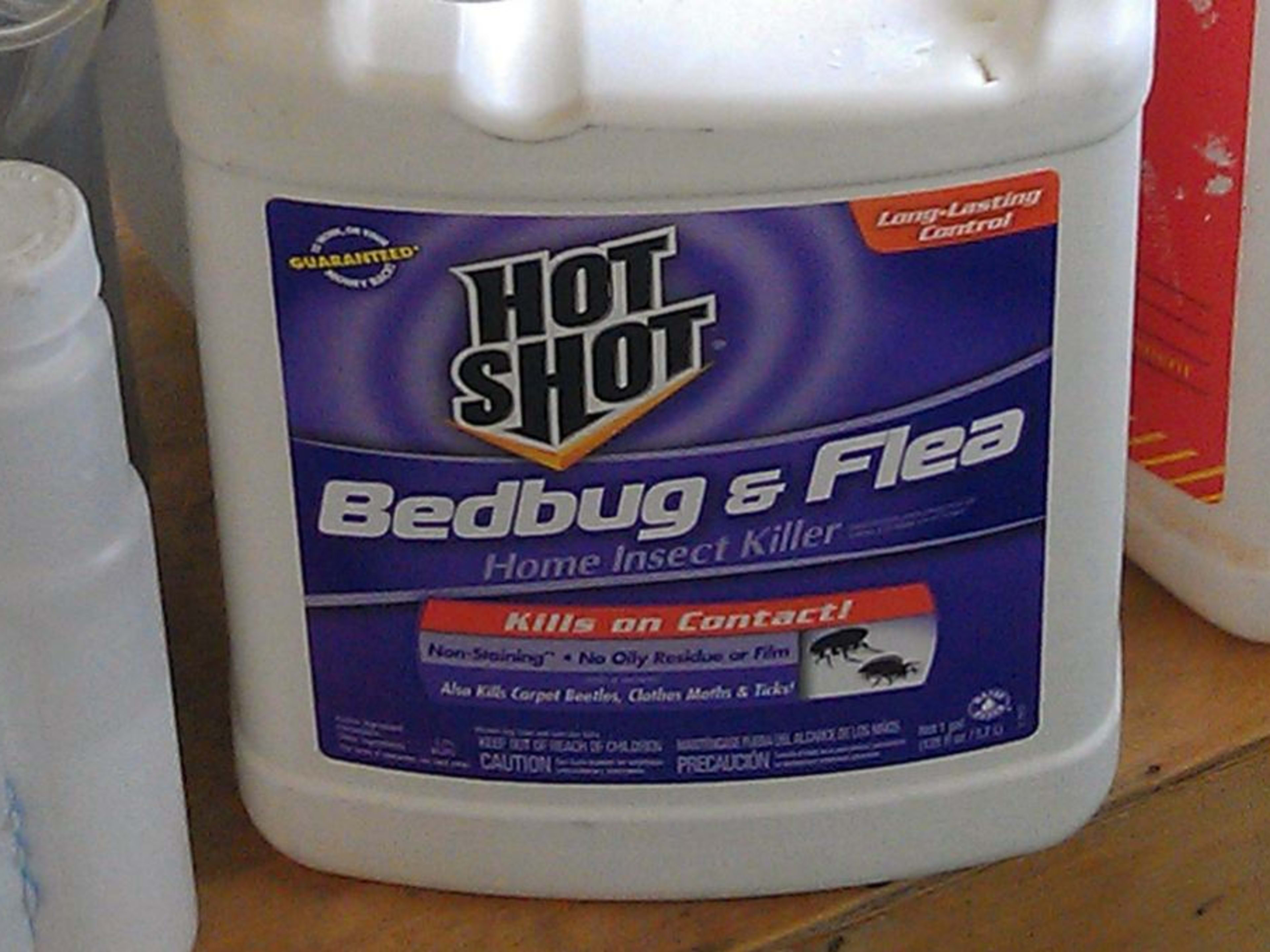 Hot Shot Bedbug and Flea Spray Review - Dengarden