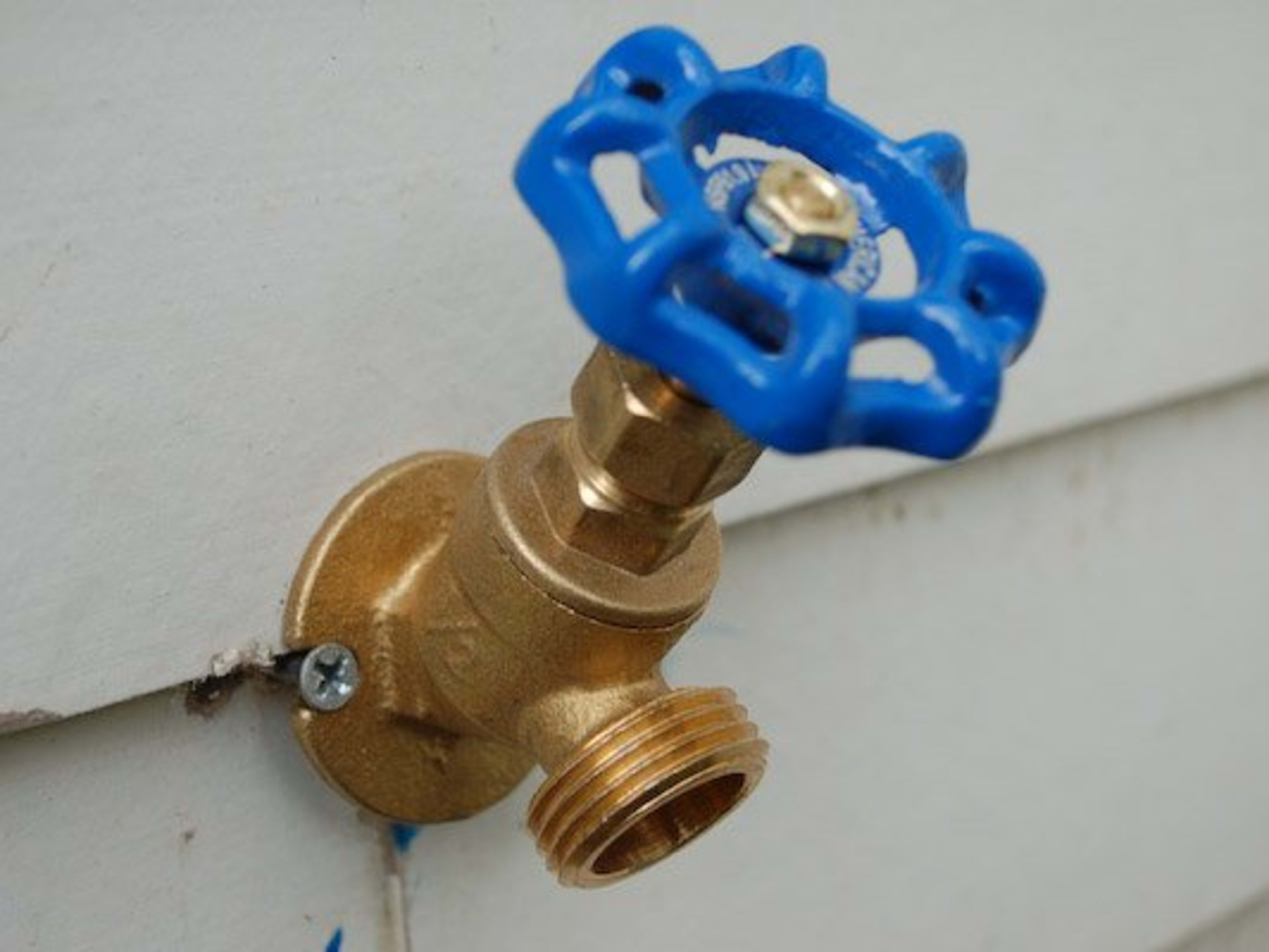 How to Install an Outdoor Spigot for Watering Your Garden - Dengarden