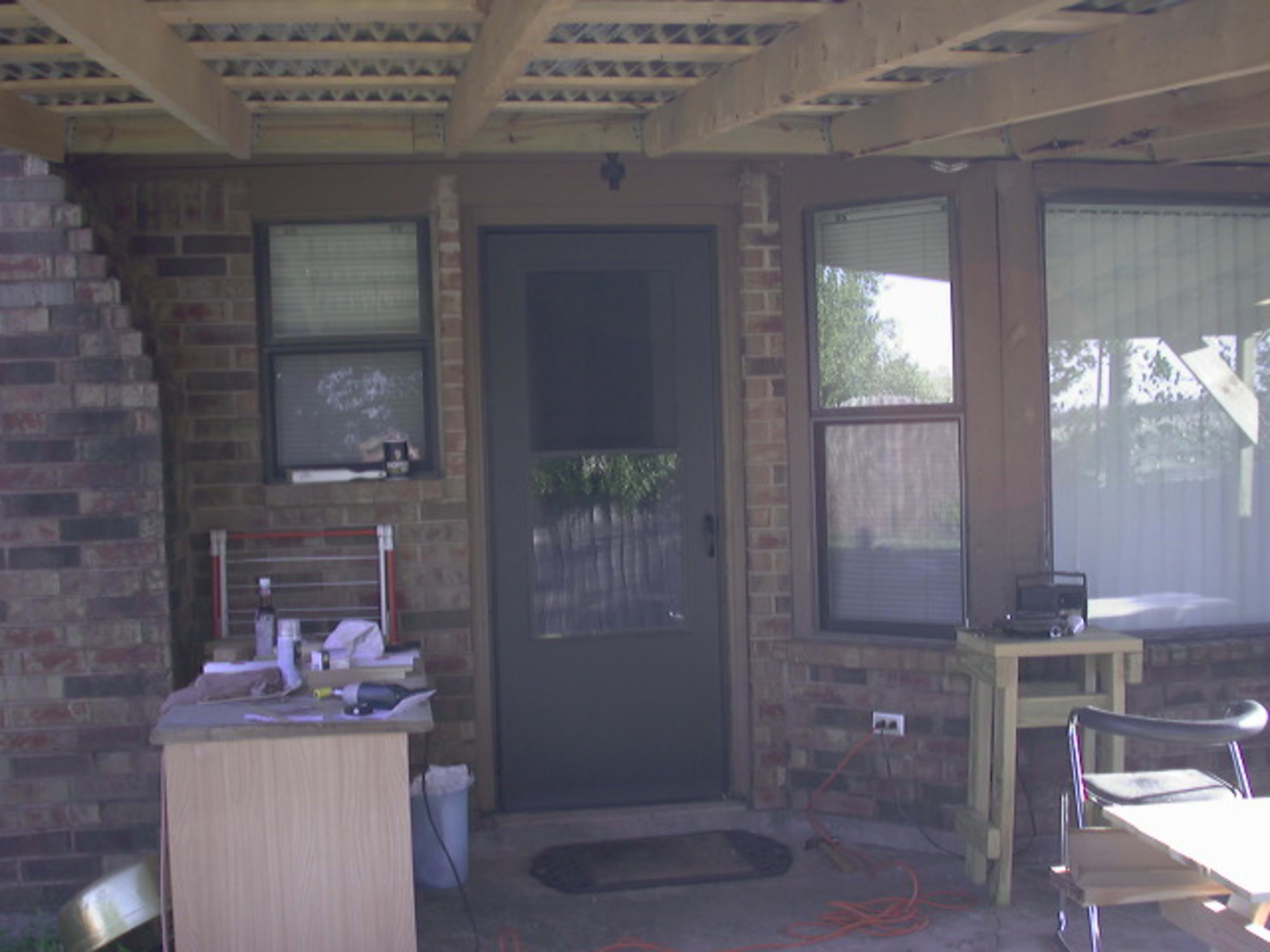 How to Replace or Install a Screen or Storm Door - Dengarden