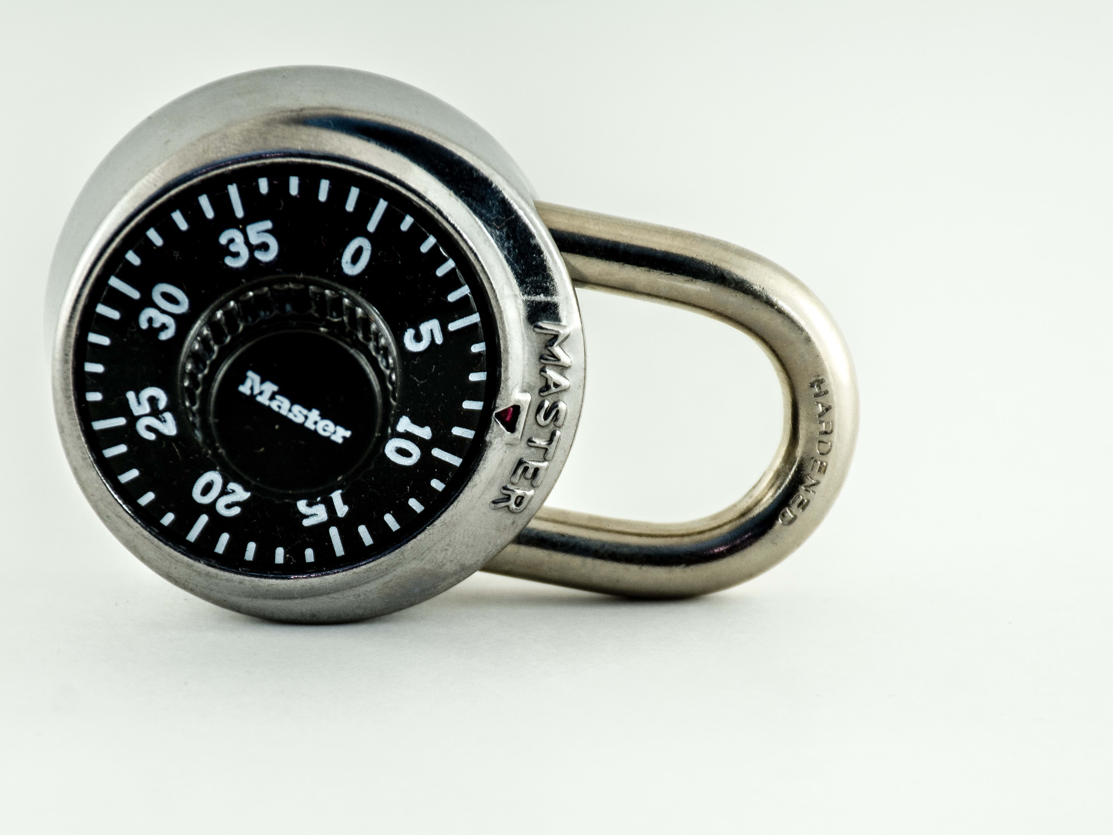 How to Troubleshoot to Open Safe Combination Locks - Dengarden