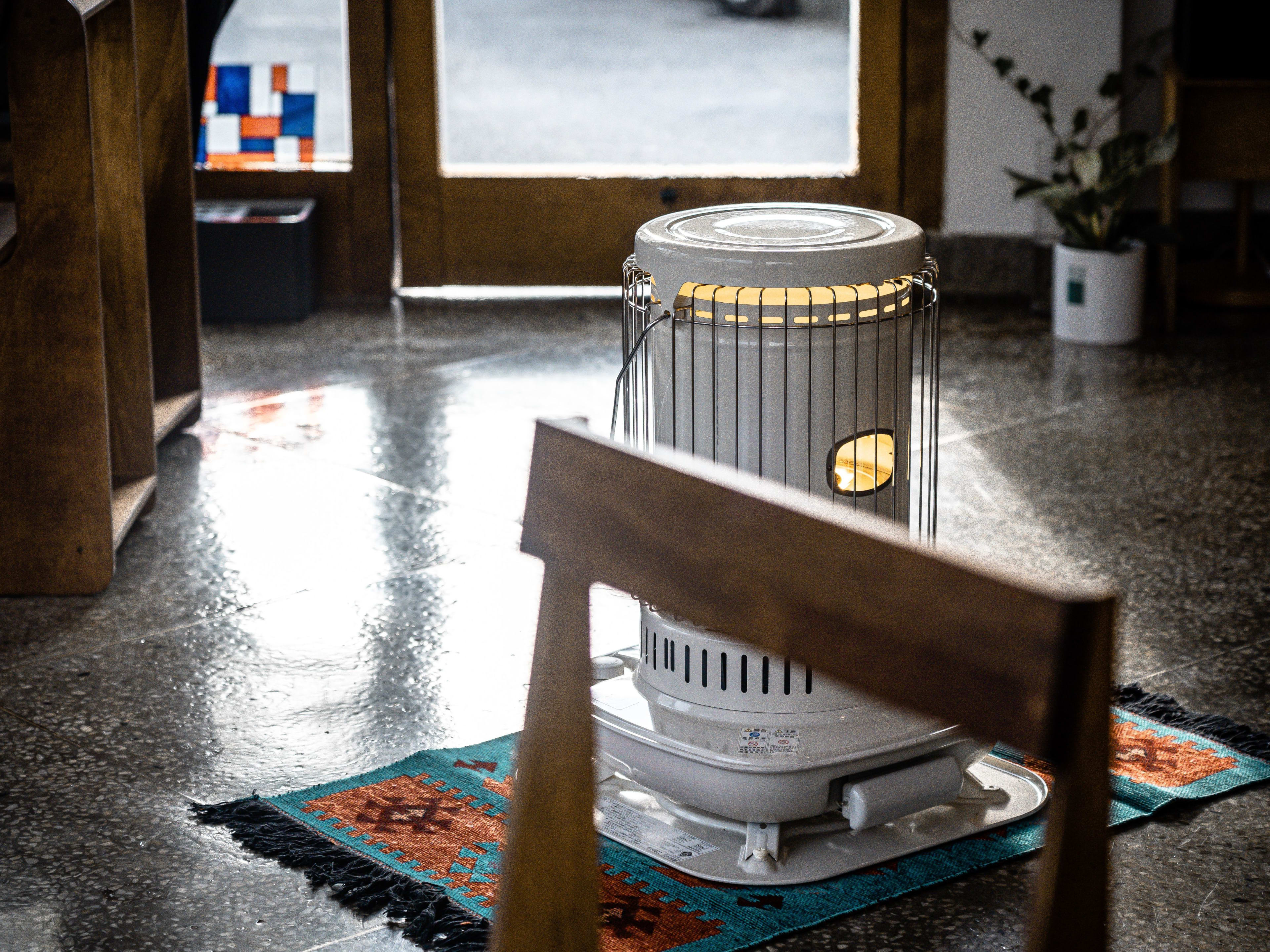 How to Choose a Non-Electric Space Heater - Dengarden
