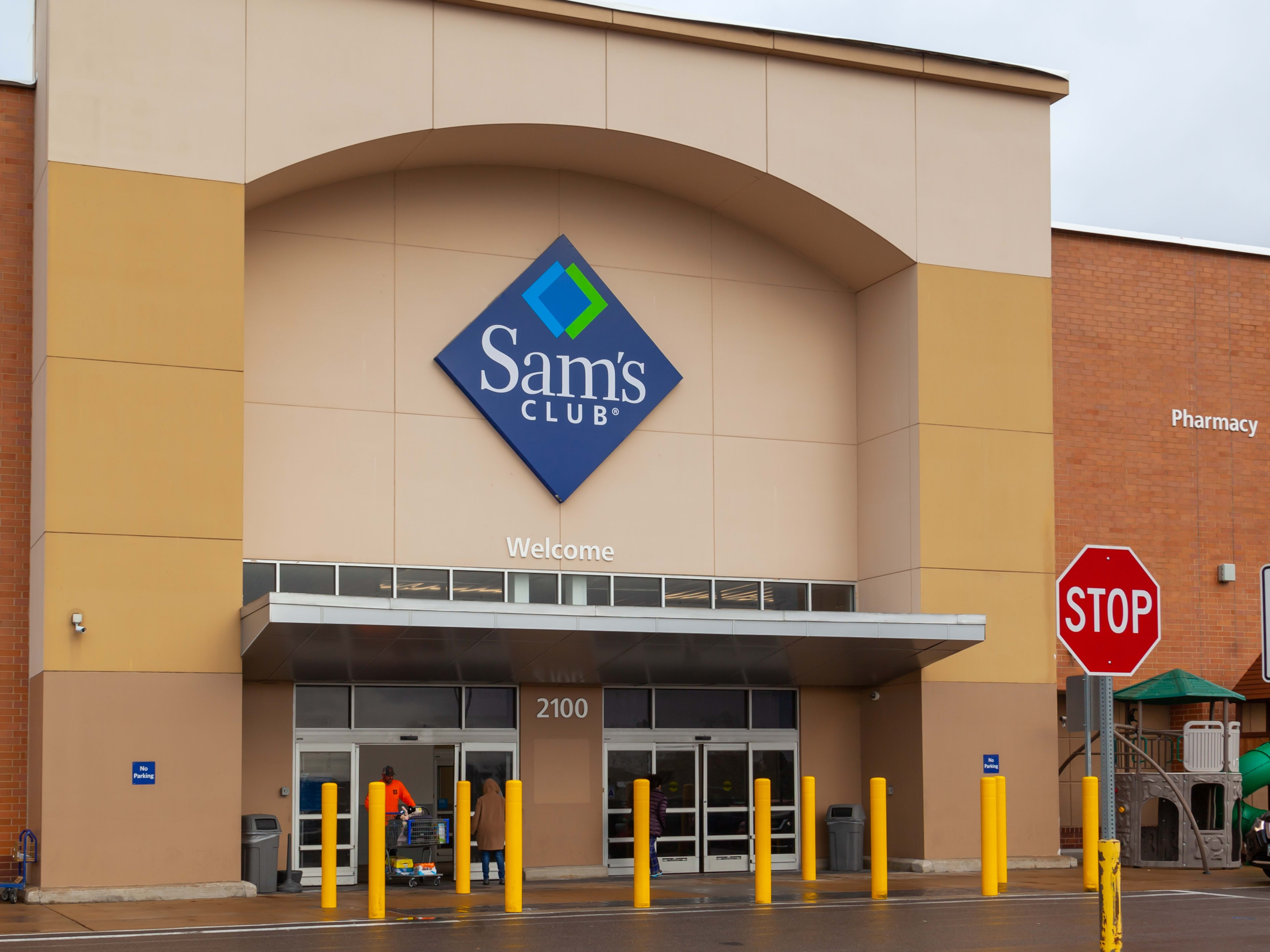 Sam's Club Adirondack Looks Like One From Crate & Barrel - Dengarden