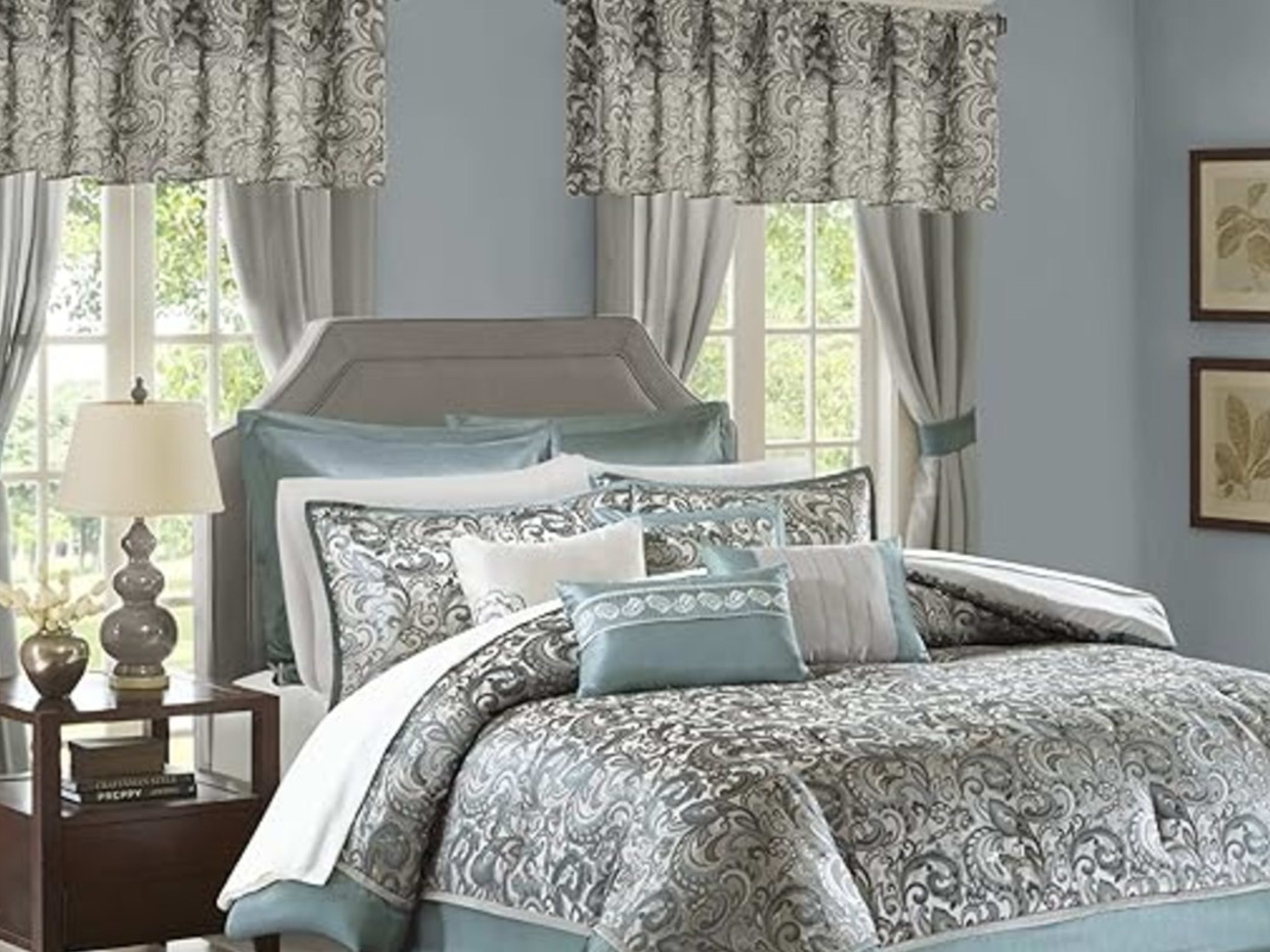 This 'Sophisticated' 24-Piece Comforter Set From Amazon Has Literally ...