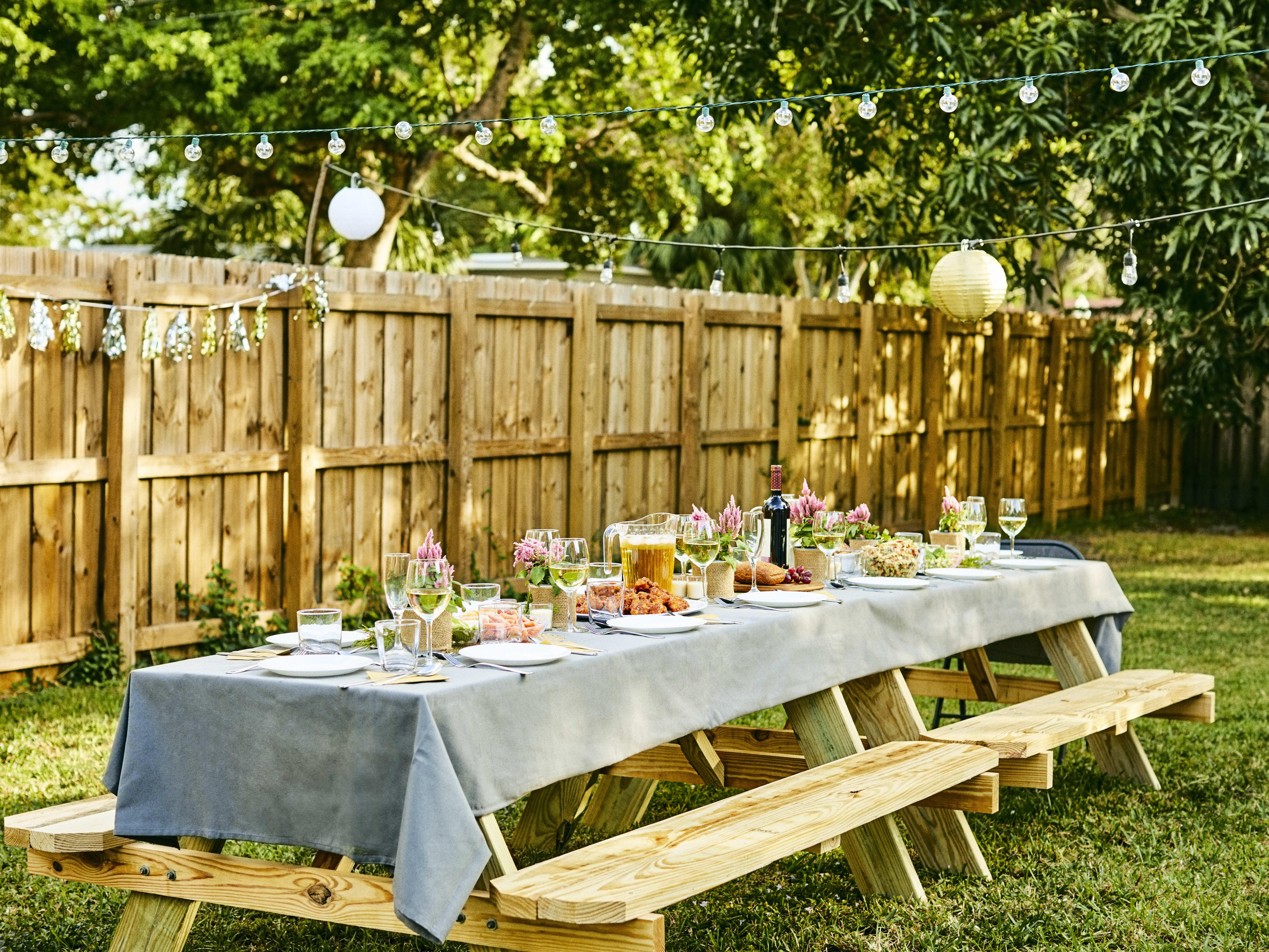 15 Backyard Fence Ideas For Privacy in Style - Dengarden