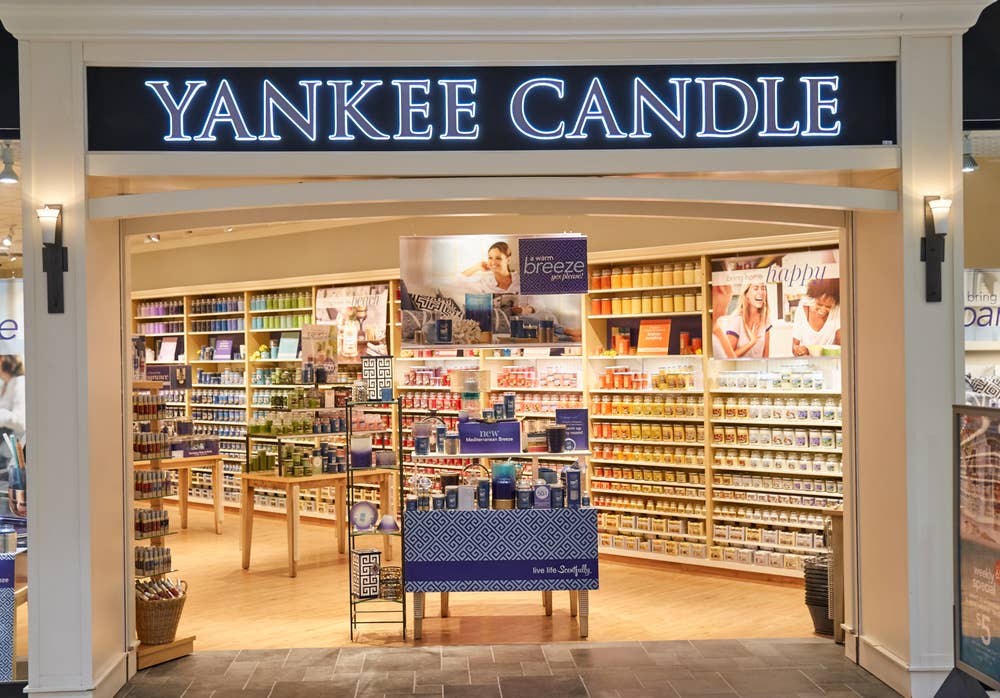 Shoppers Should Take Advantage of Yankee Candle's Huge Sale - Dengarden