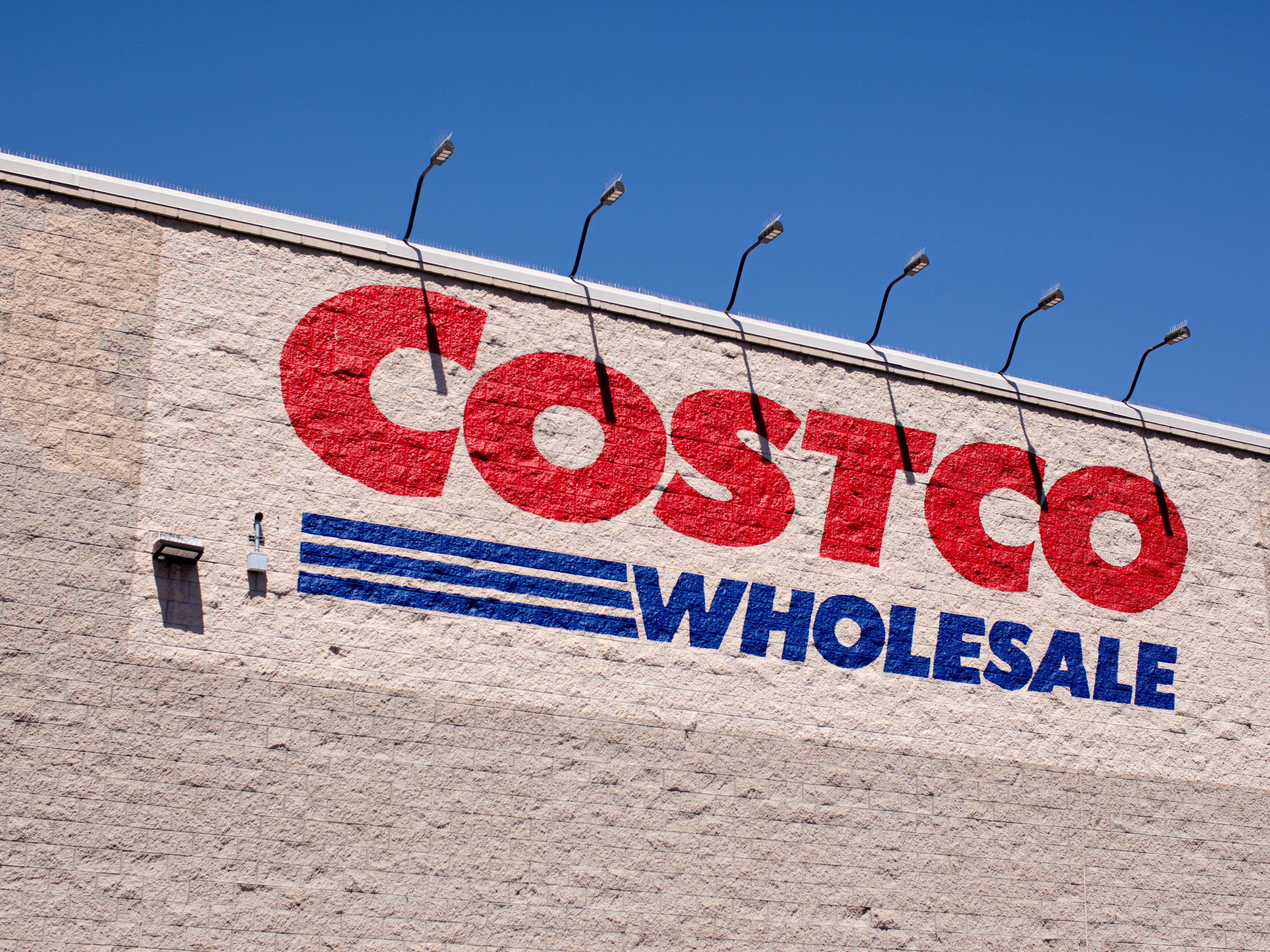 Costco Just Dropped New Totes and Shoppers Adore Them - Dengarden