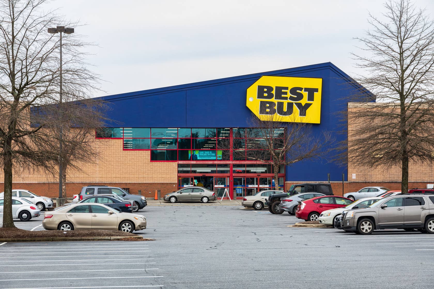 Is Best Buy Open on Memorial Day? 2025 Holiday Hours - Dengarden