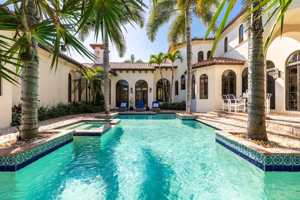 Redfin Shares 10 of the Most Expensive Homes Sold in April - Dengarden