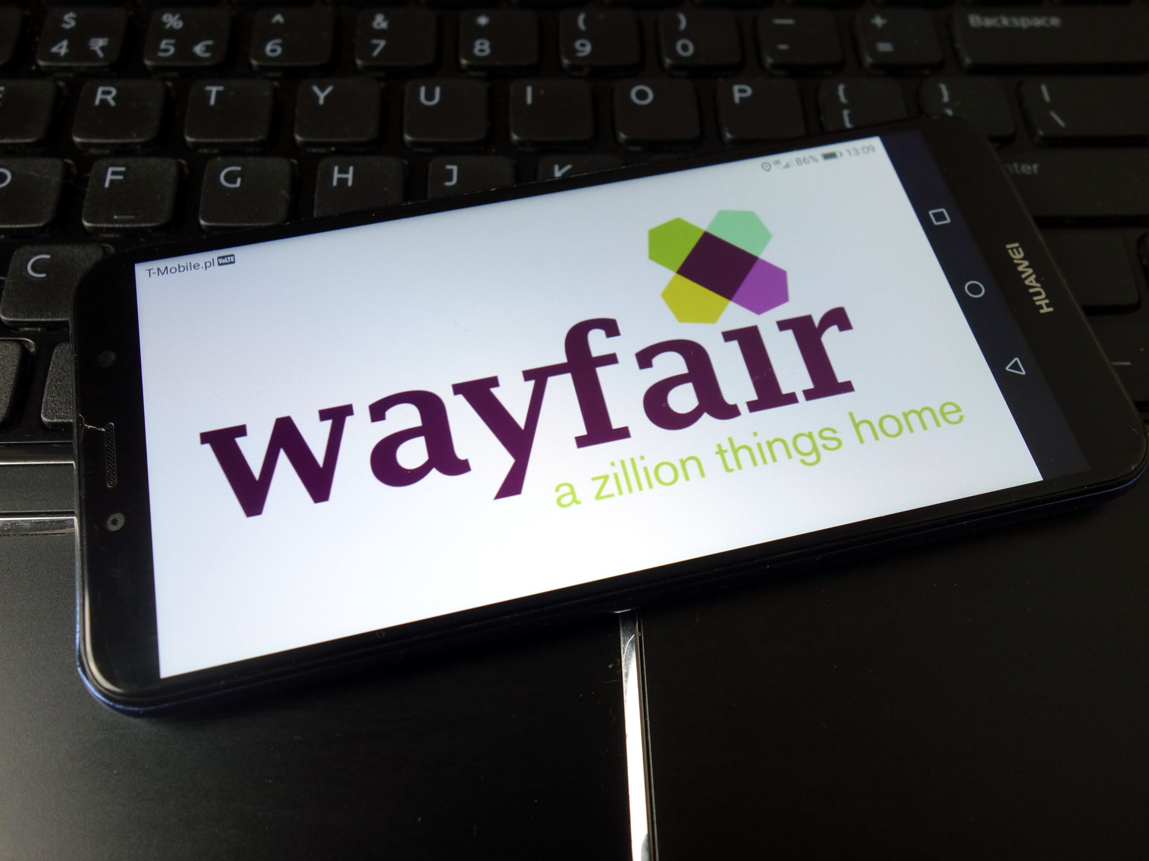 Wayfair Is Selling an Anthropologie Doodle Lamp Lookalike - Dengarden