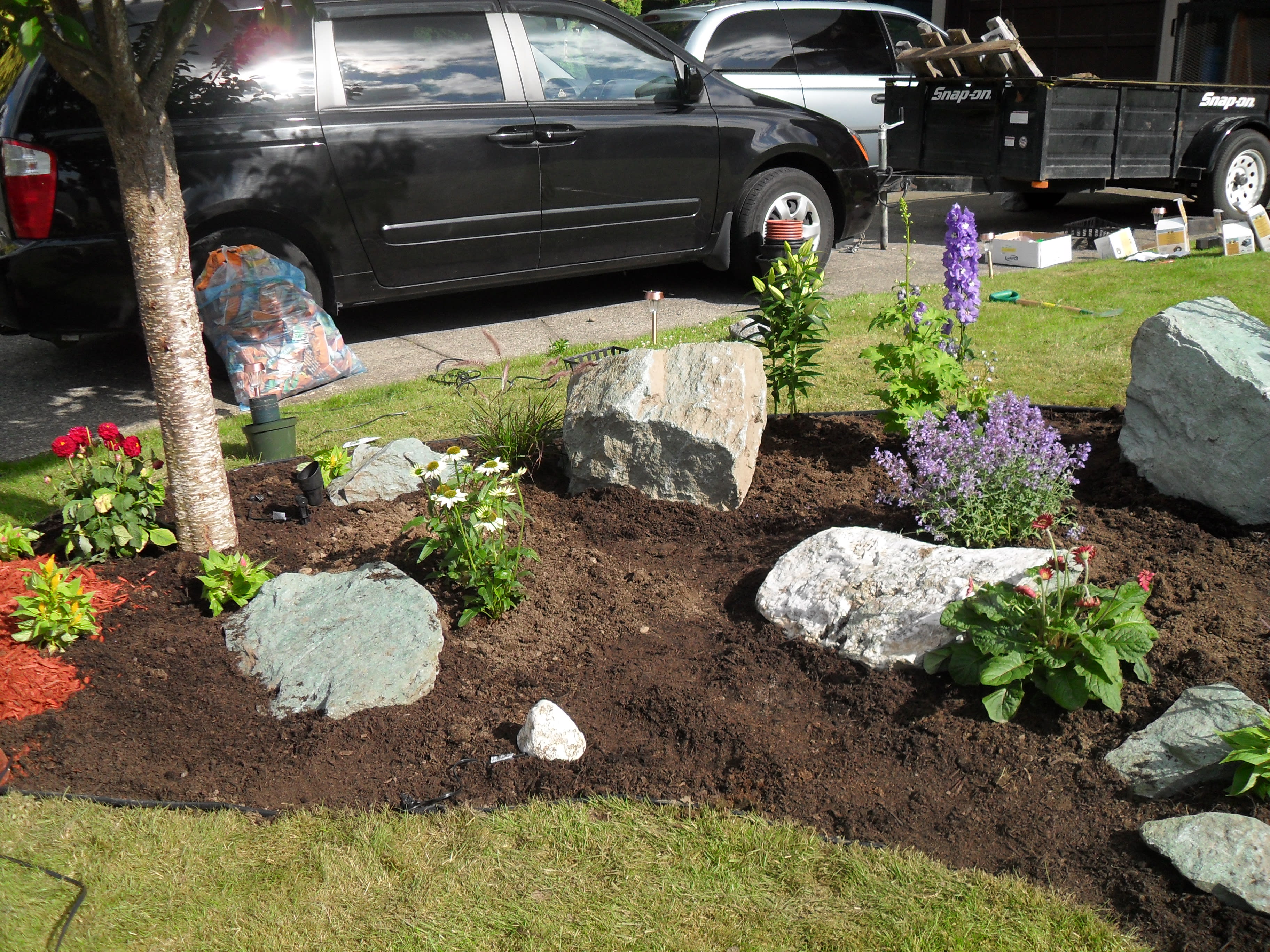 Easy DIY Landscaping: Build a Rock Garden - Dengarden