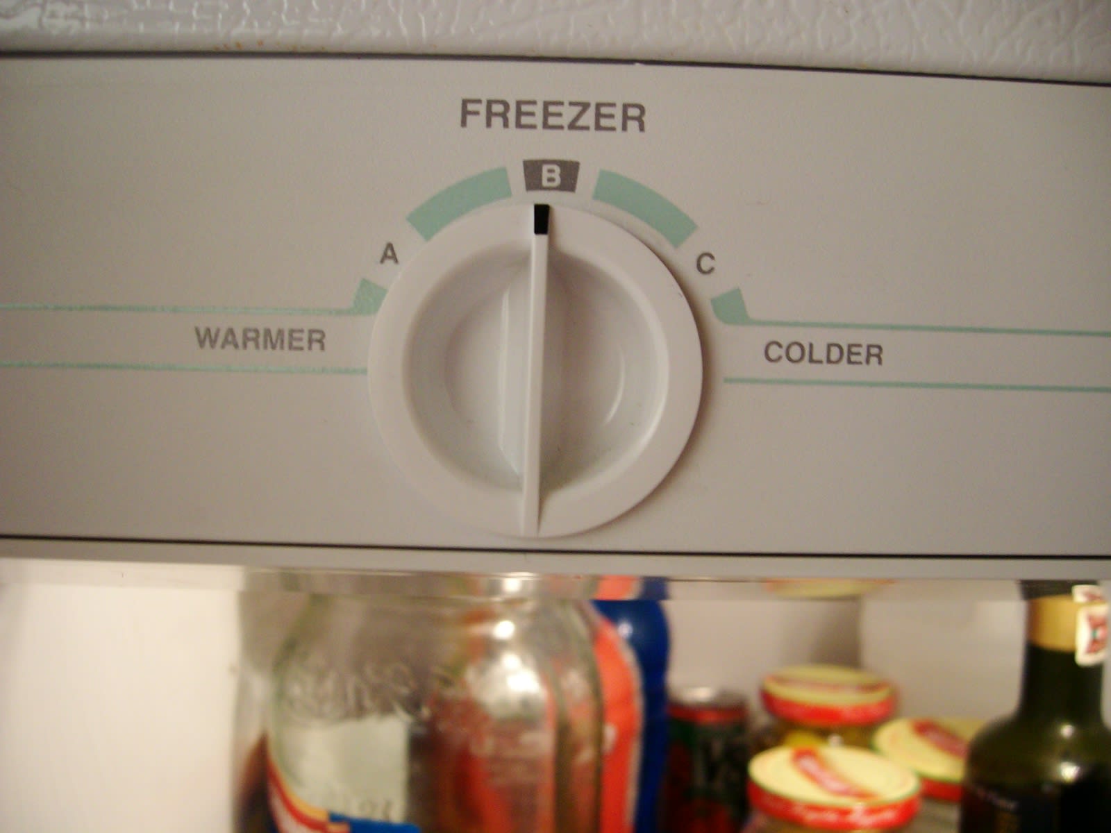 How Does a Refrigerator Work? - Dengarden
