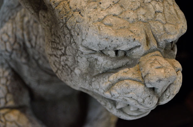 11 Types of Gargoyle Statues for Your Garden - Dengarden