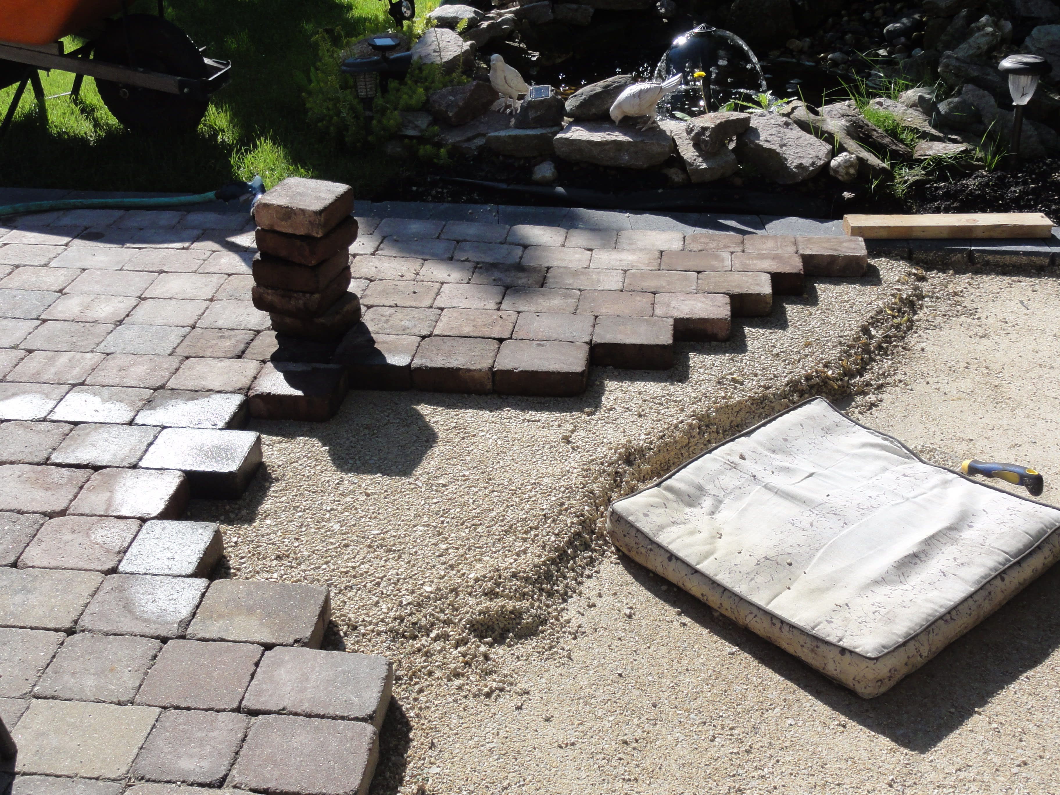 How to Build a Patio With Paving Stones - Dengarden