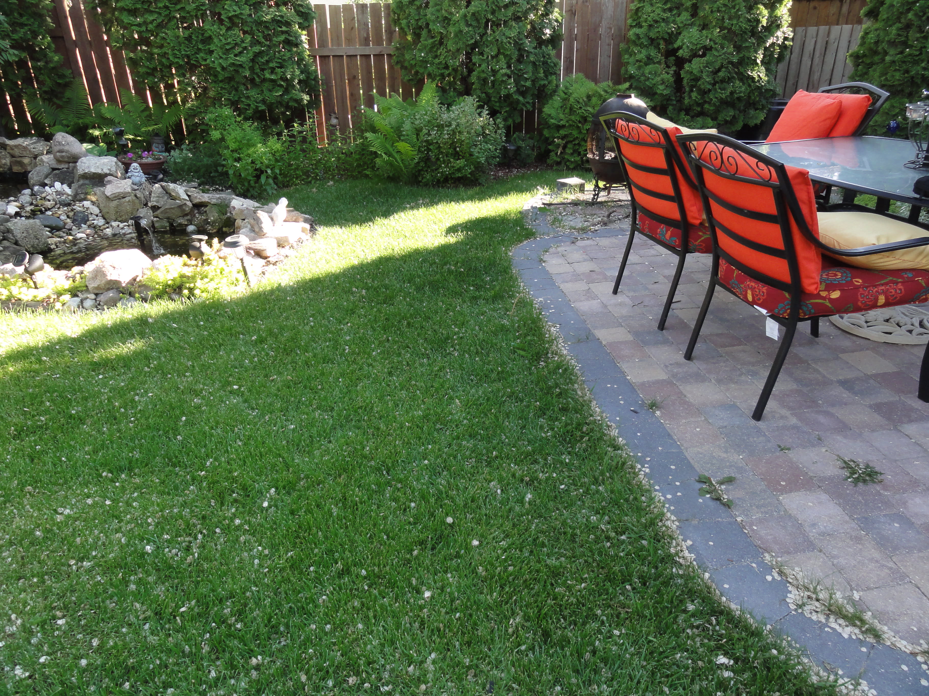 How to Build a Patio With Paving Stones - Dengarden