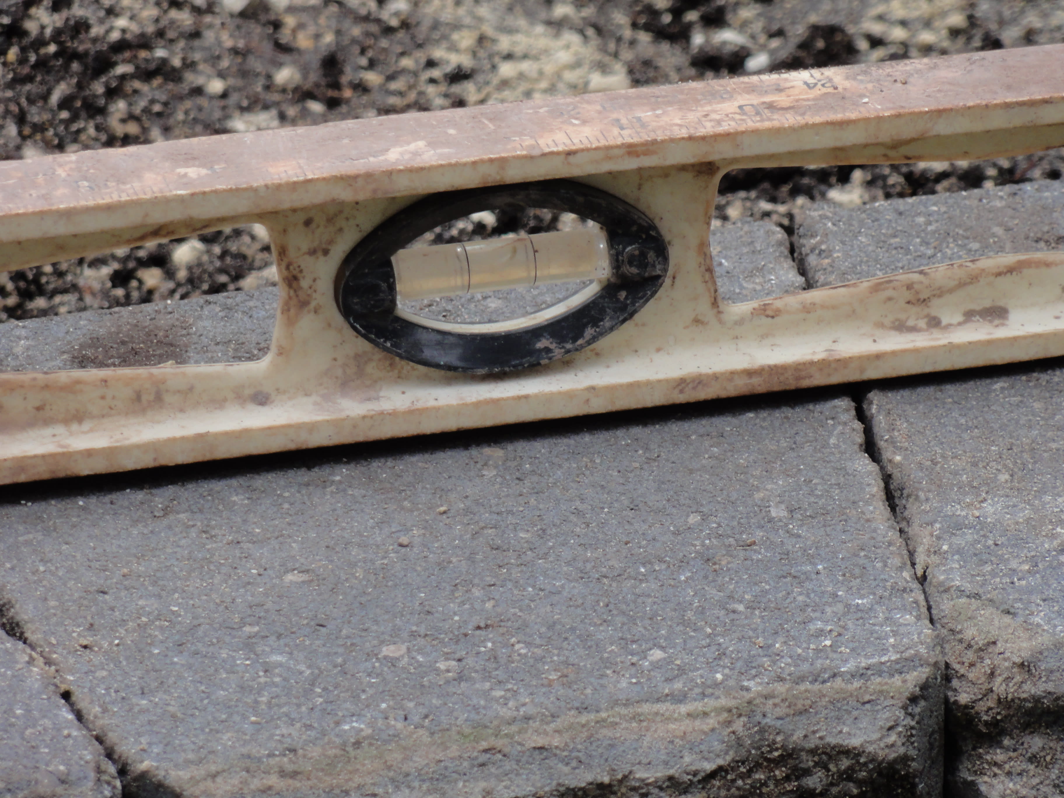 How to Build a Patio With Paving Stones - Dengarden