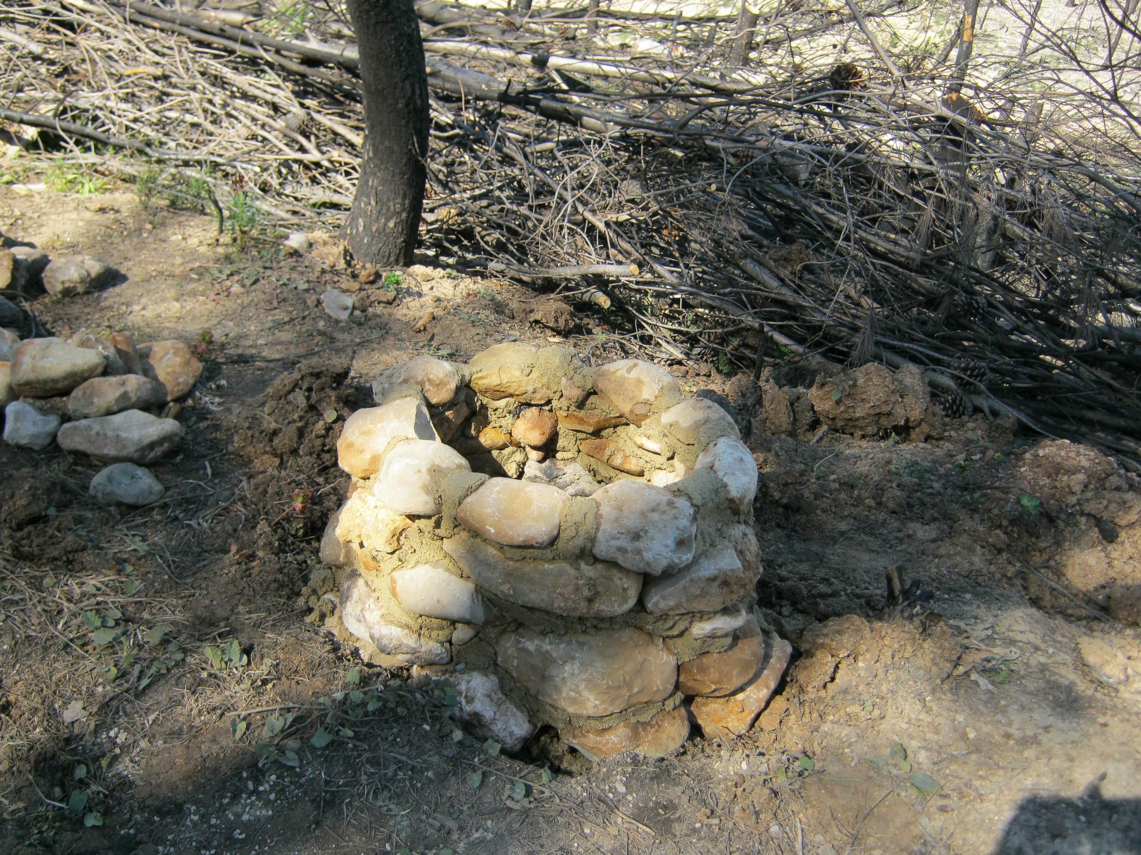 How to Build Rustic Stone Planters for Your Garden - Dengarden