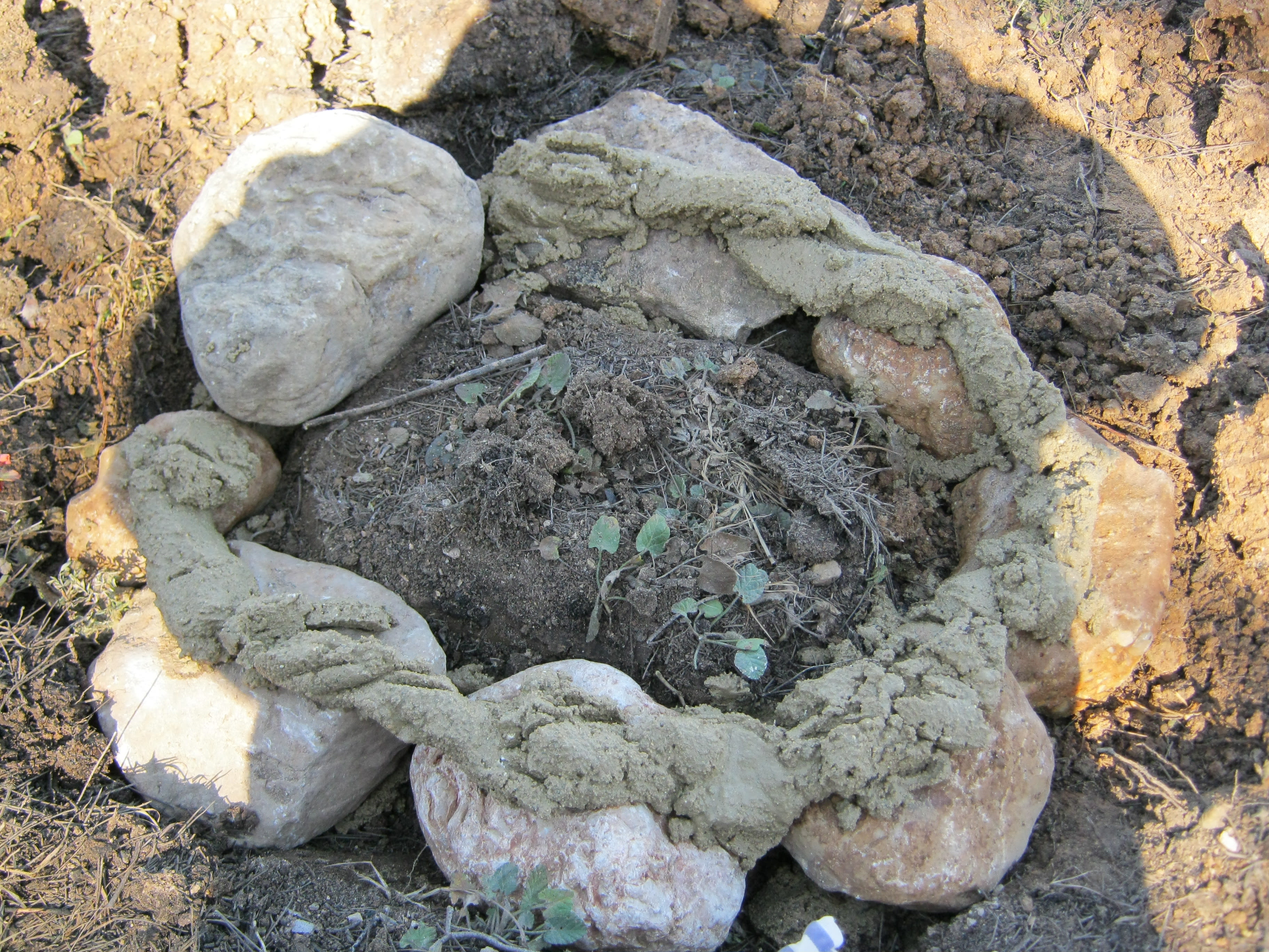 How to Build Rustic Stone Planters for Your Garden - Dengarden