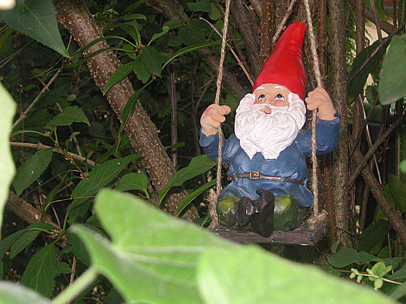 The History of the Garden Gnome - Dengarden