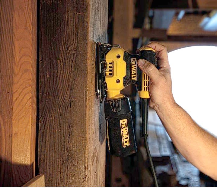 A Beginner's Guide to the Best Handheld Power Sanders - Dengarden