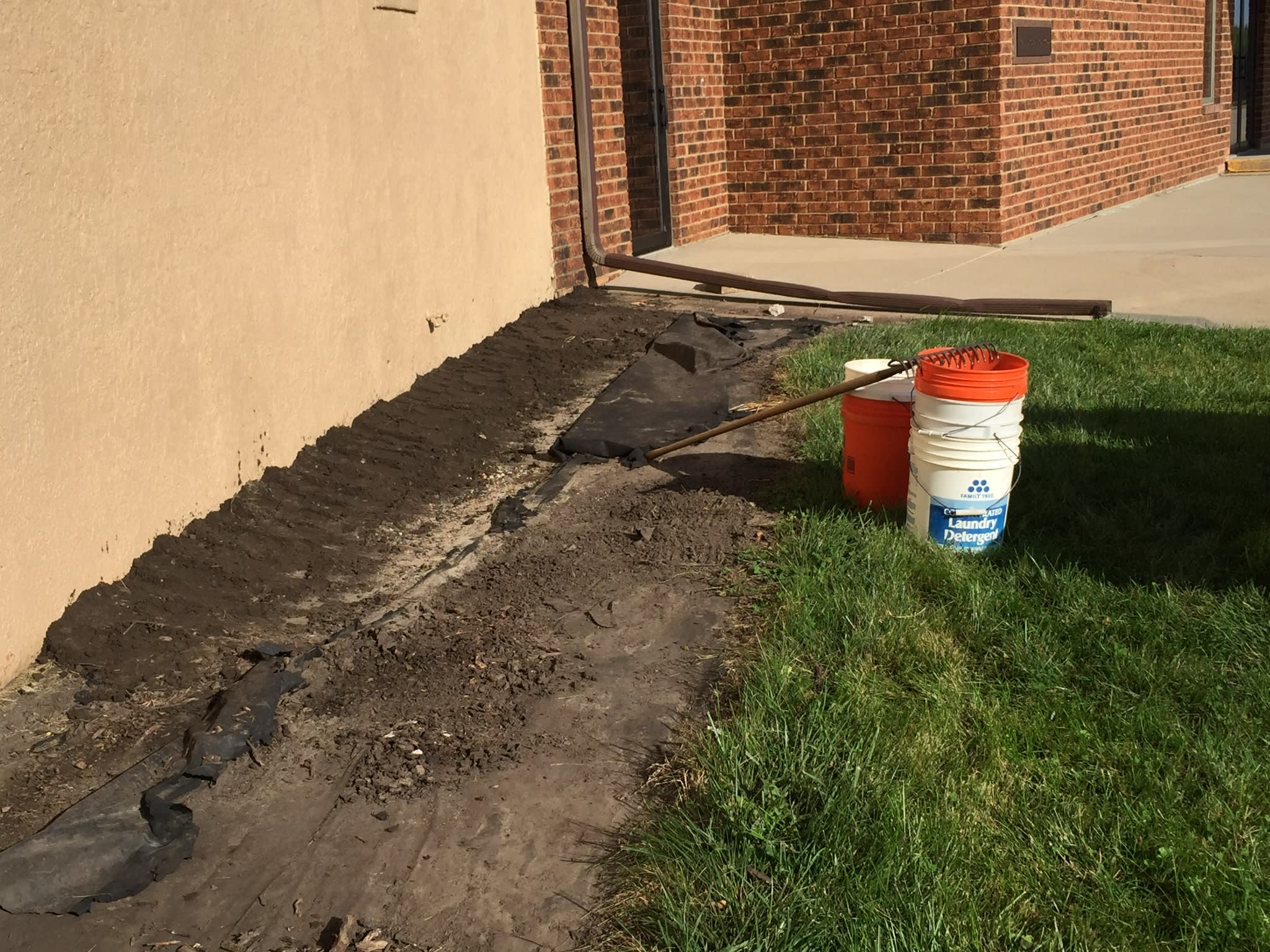 Protect Building Foundations by Rainscaping - Dengarden