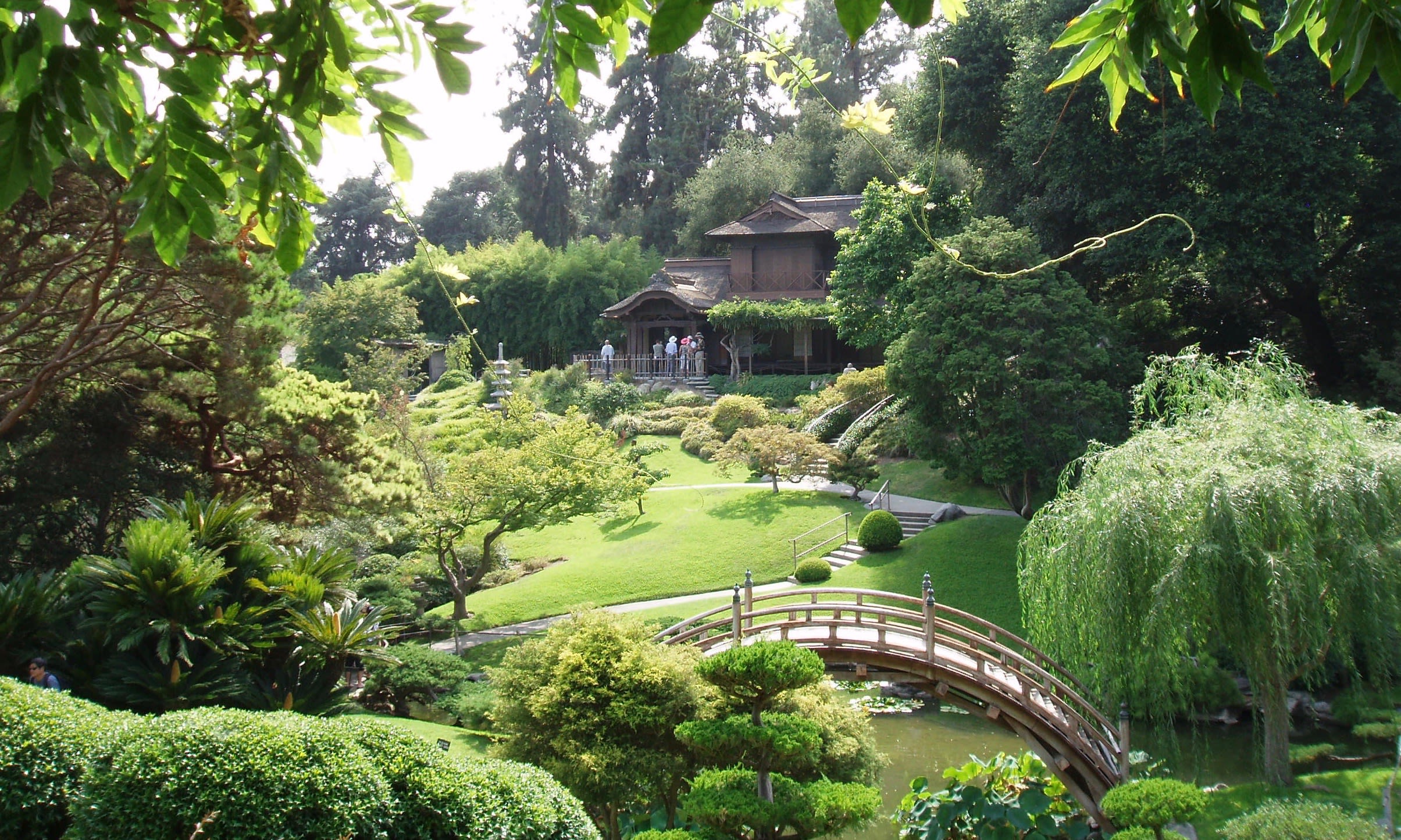 Landscape Design Ideas, Styles, and Themes - Dengarden