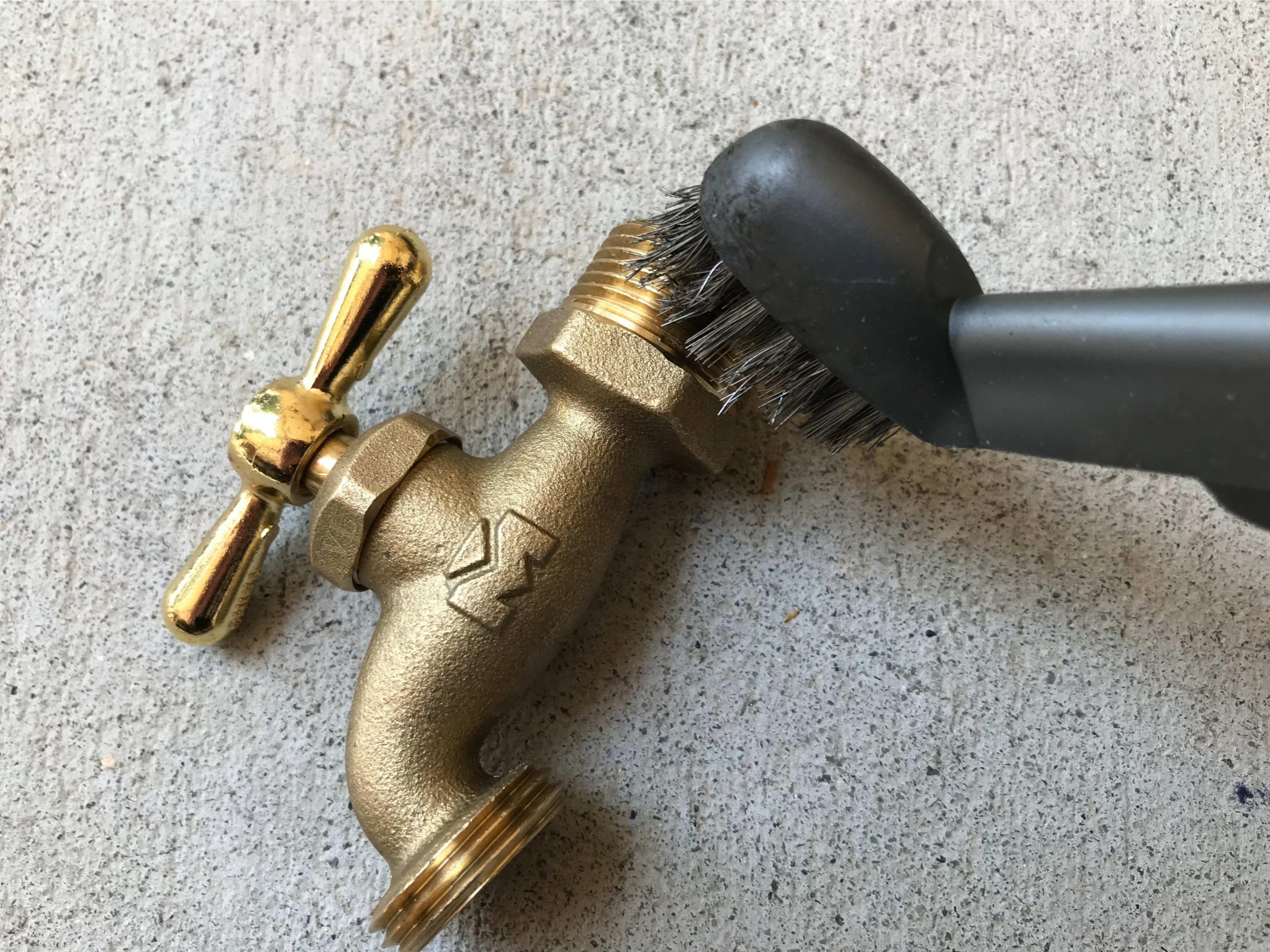 How to Replace a Leaky Outdoor Faucet or Water Spigot - Dengarden