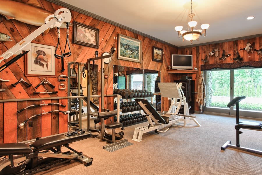 8 Great Rustic Home Gym Decor Ideas - Dengarden