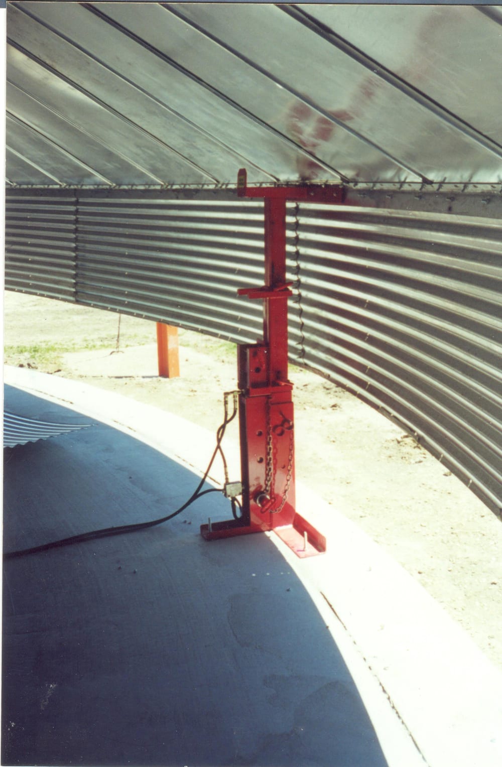 Grain Bin Jacks: What They Are and How to Use Them - Dengarden