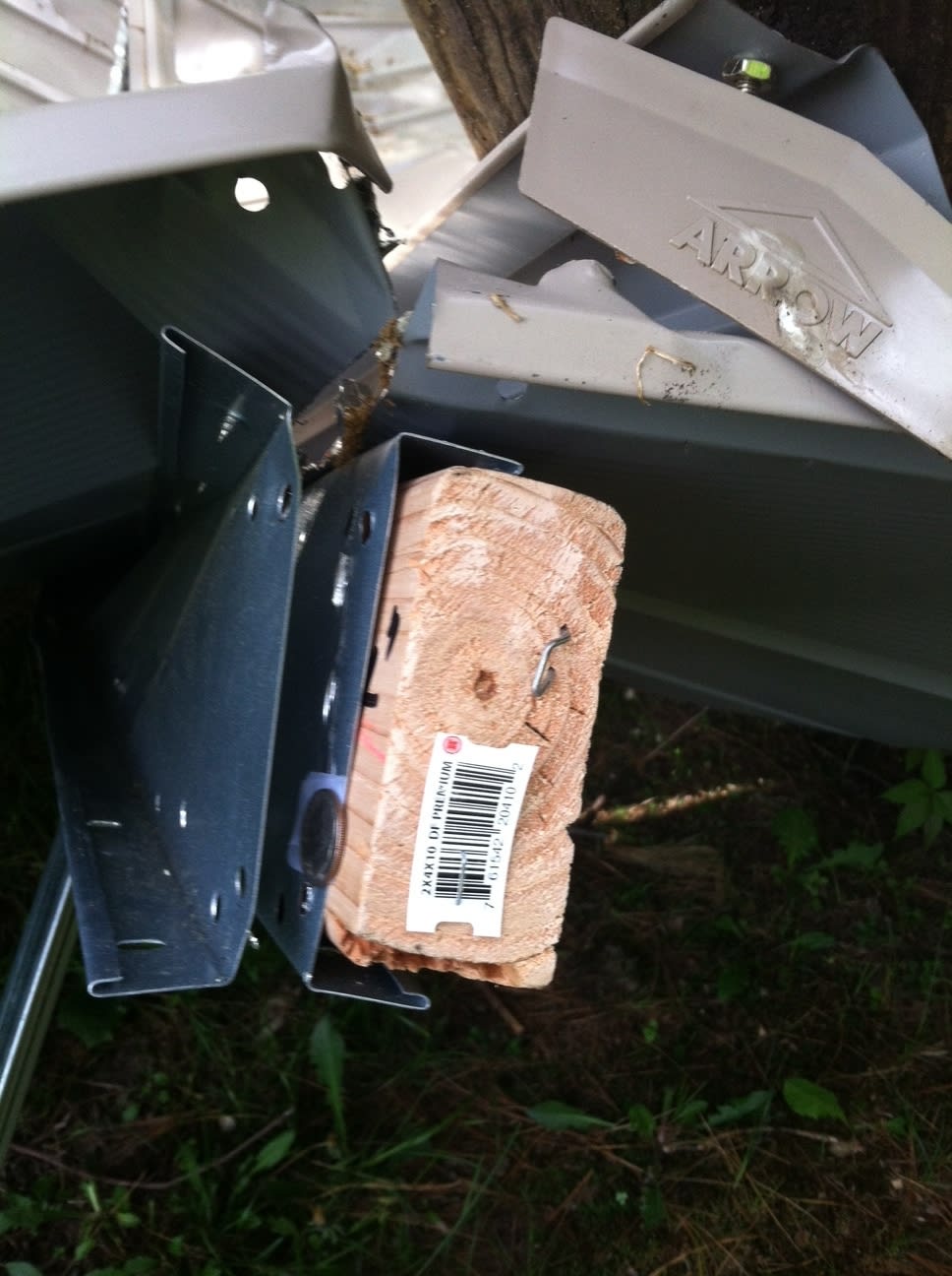 How to Fix a Collapsed Storage Shed (Arrow SR1012) - Dengarden