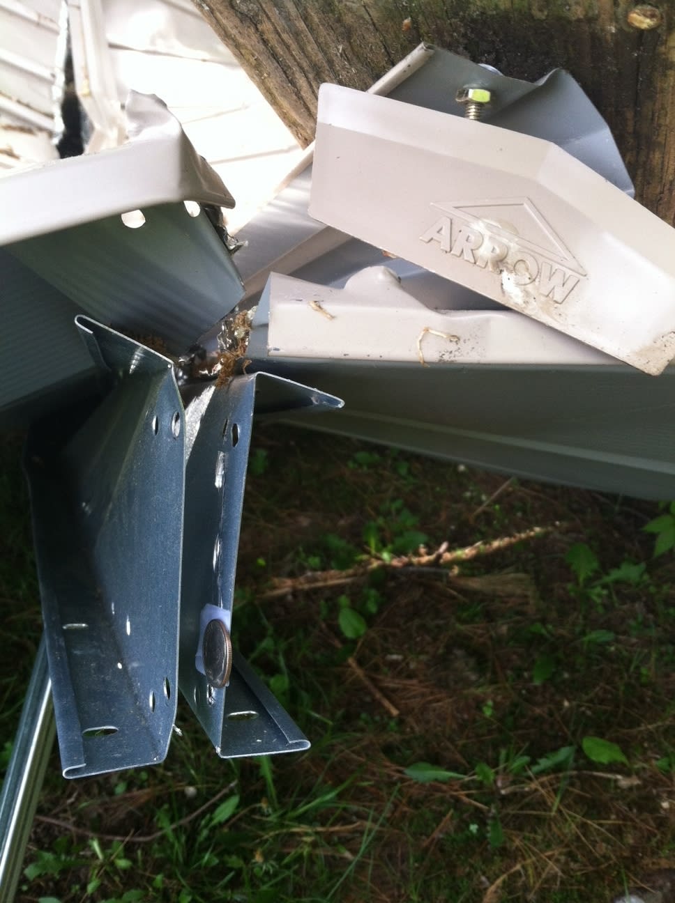 How to Fix a Collapsed Storage Shed (Arrow SR1012) - Dengarden