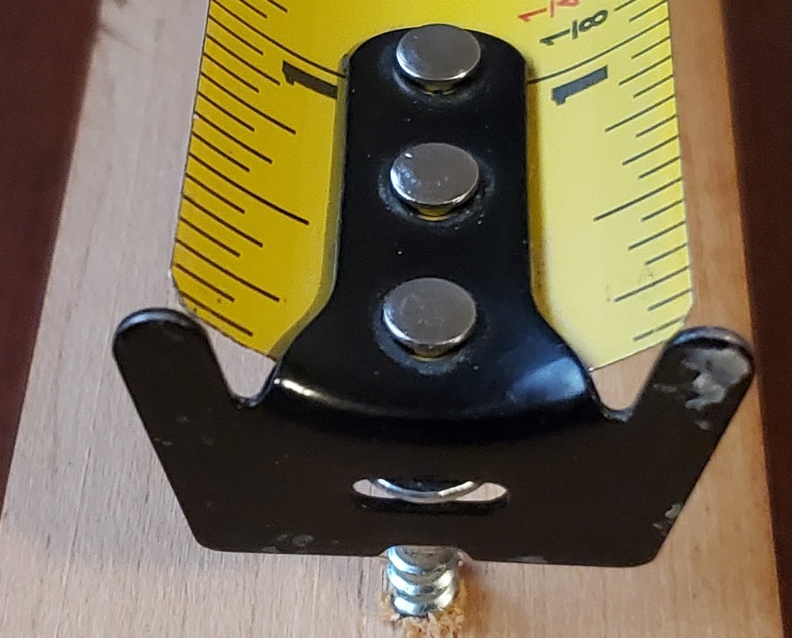 How to Use a Tape Measure Like a Pro - Dengarden