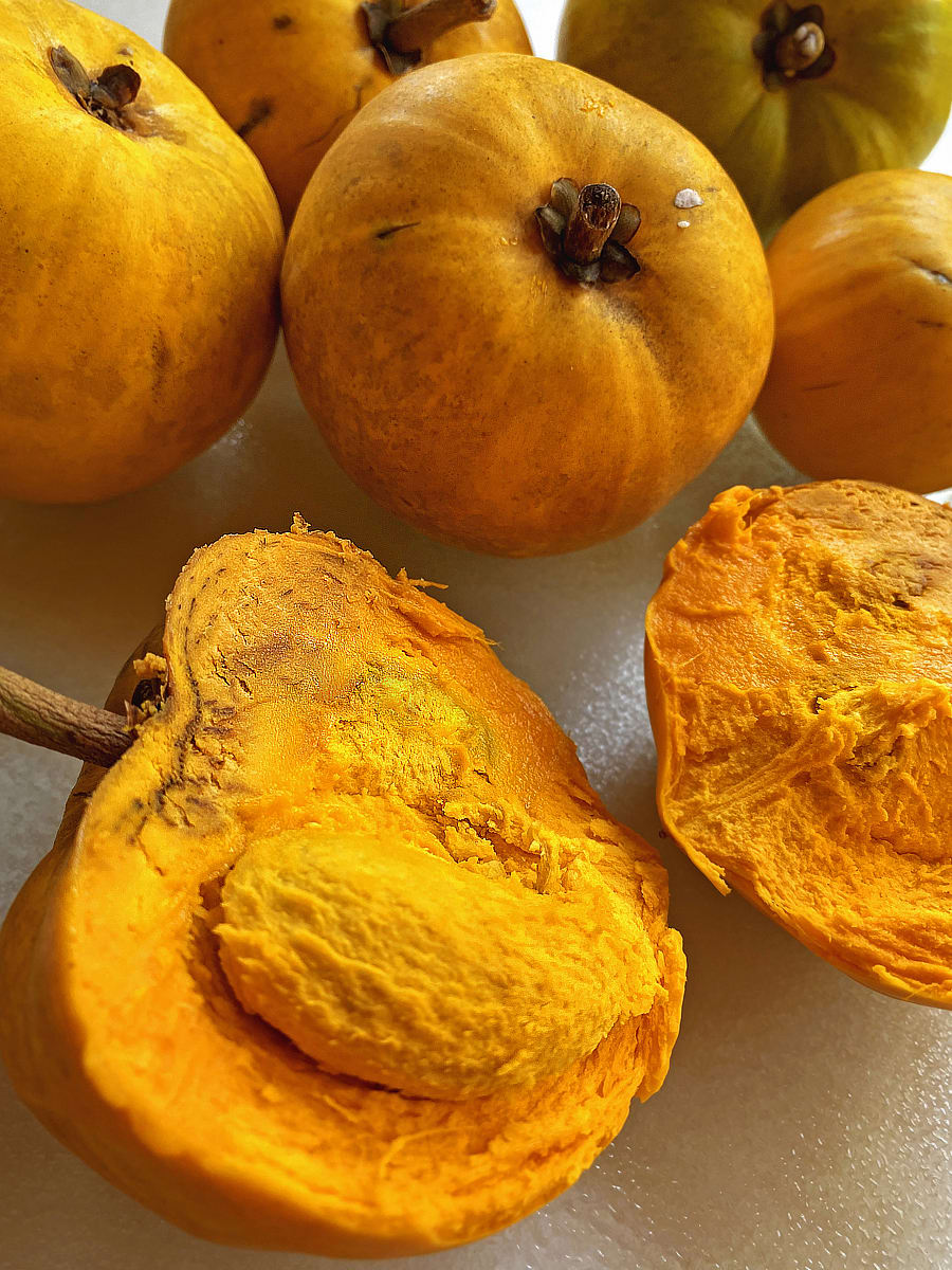 Egg fruit store