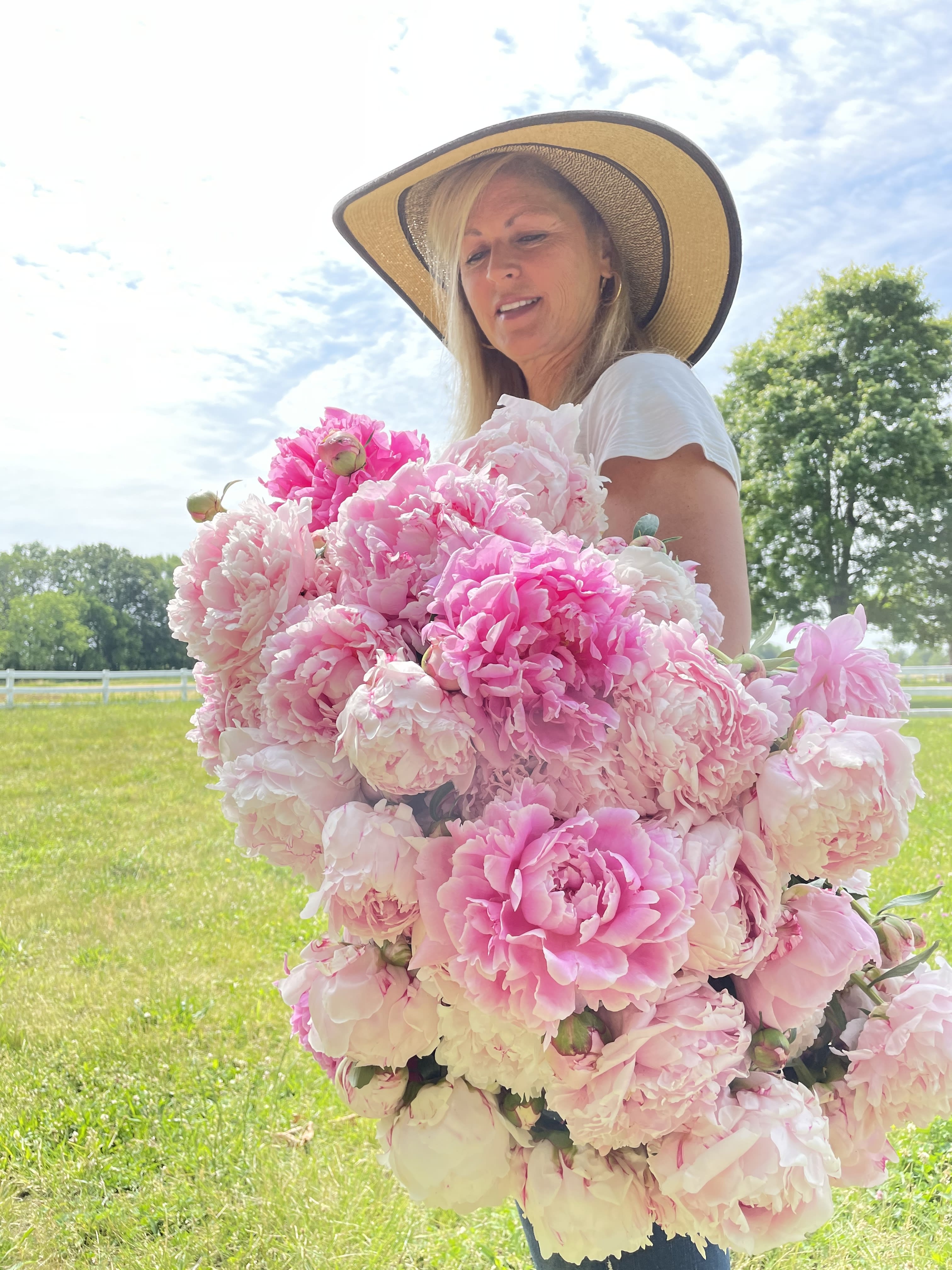 How to Plant Peony Tubers in the Fall - Dengarden