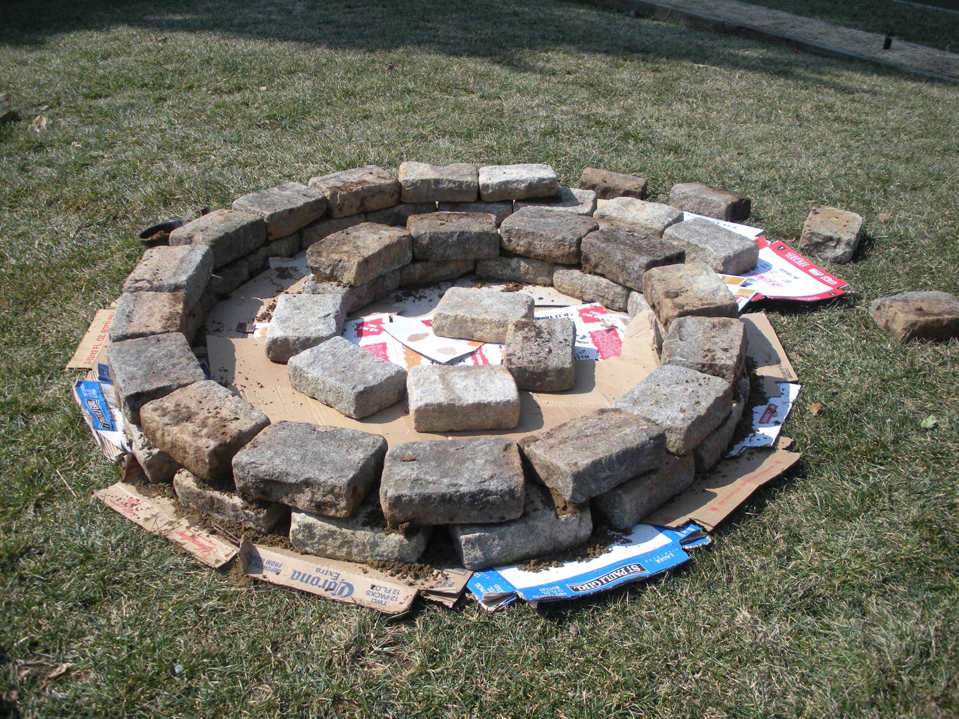 How to Build an Herb Spiral (and What to Grow in It!) - Dengarden