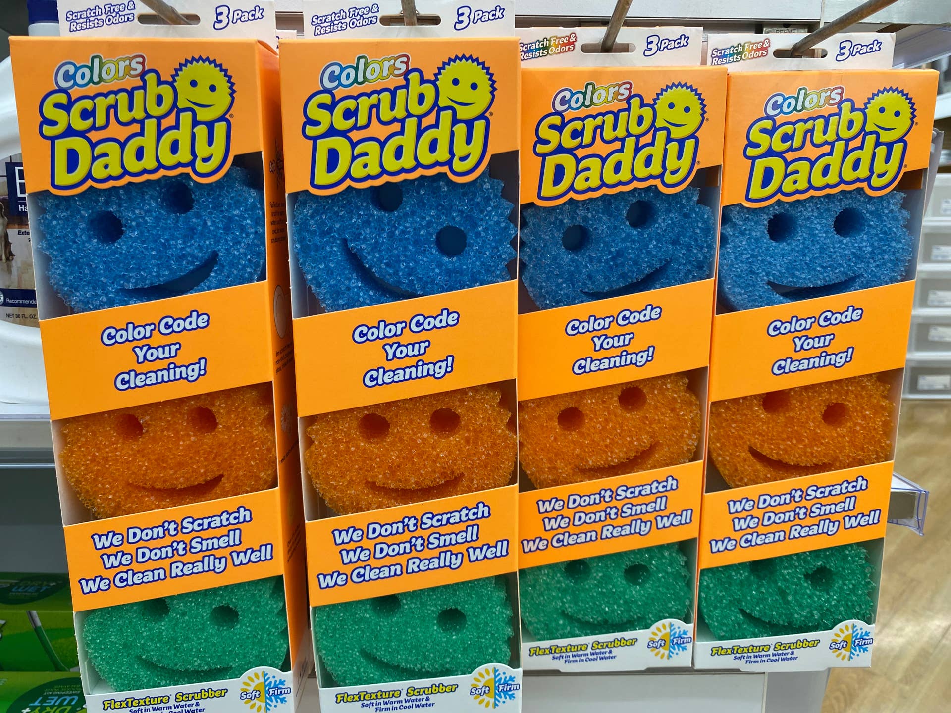 You Can Dress Like a Sponge Daddy or Sponge Mommy For Halloween - Dengarden