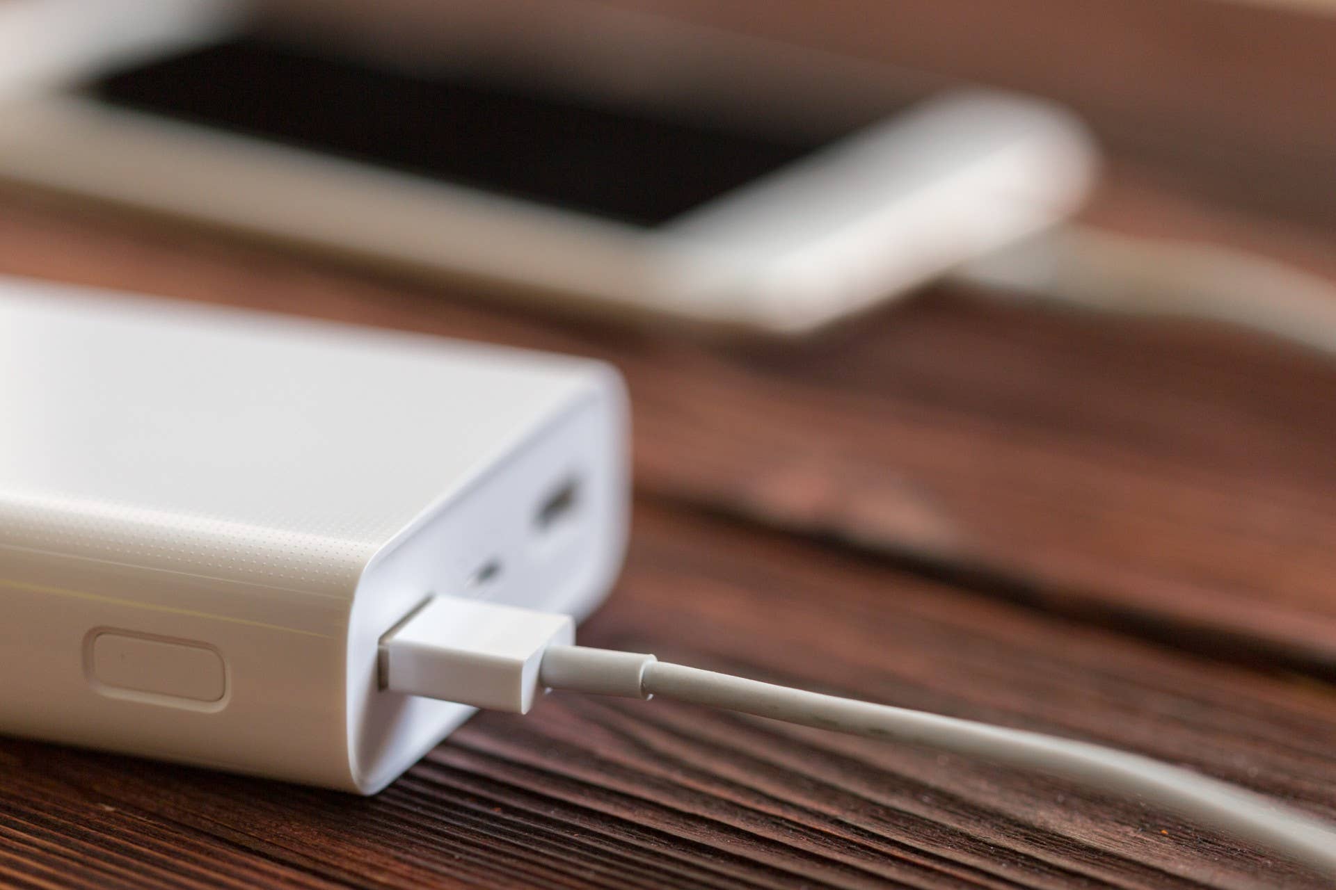 10 Electronics That Unknowingly Drive Up Any Utility Bill - Dengarden
