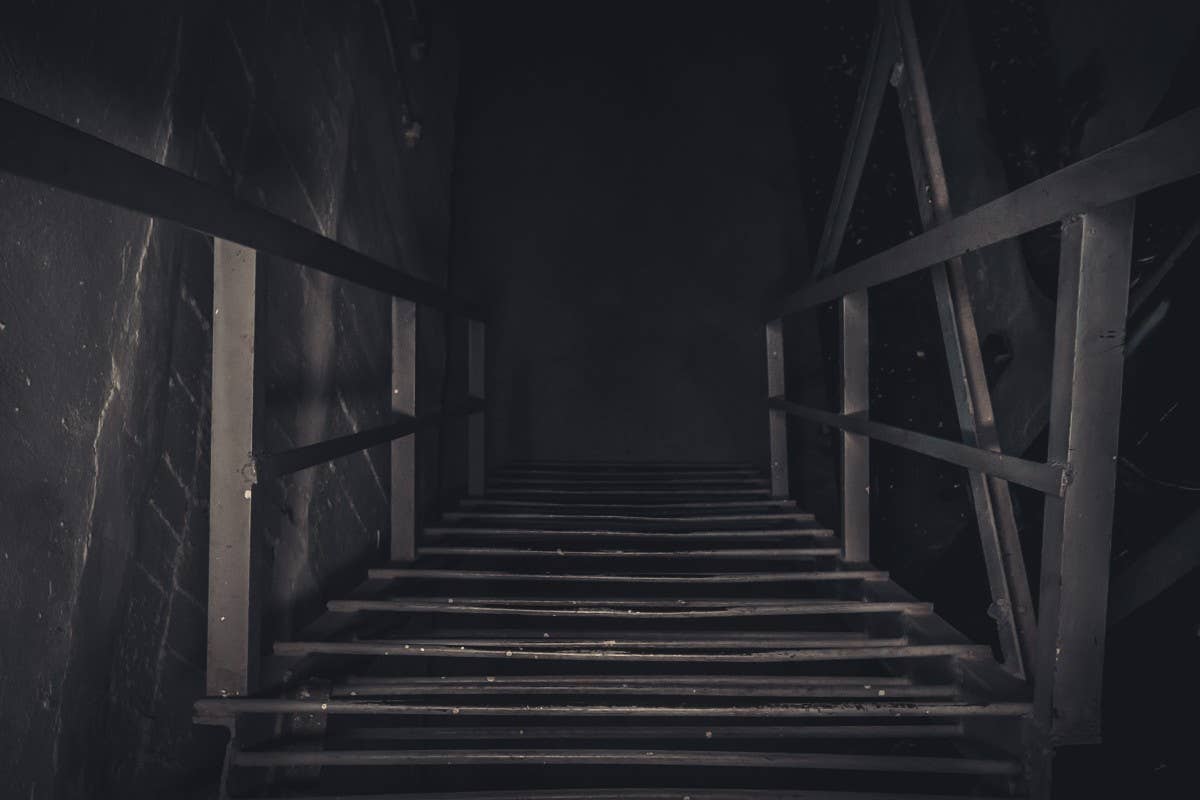 Michigan Man Finds Creepiest Trapped Door in 118-Year-Old Home After ...