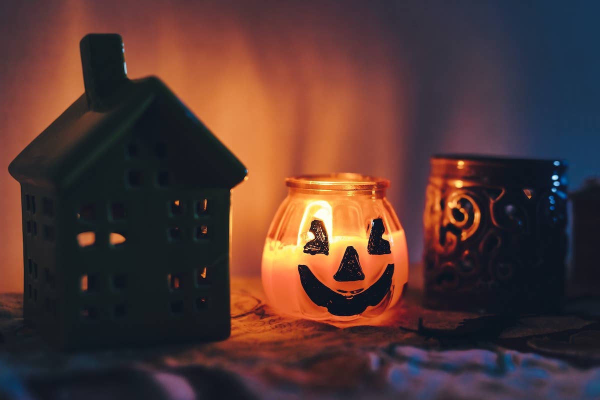 6 Places to Find the Best Early Halloween Decor - Dengarden