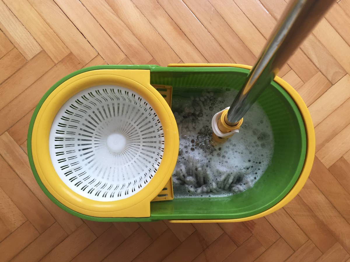 Alert: The Scrub Daddy Sponge Can Fit in the O’Cedar Mop and It is a ...