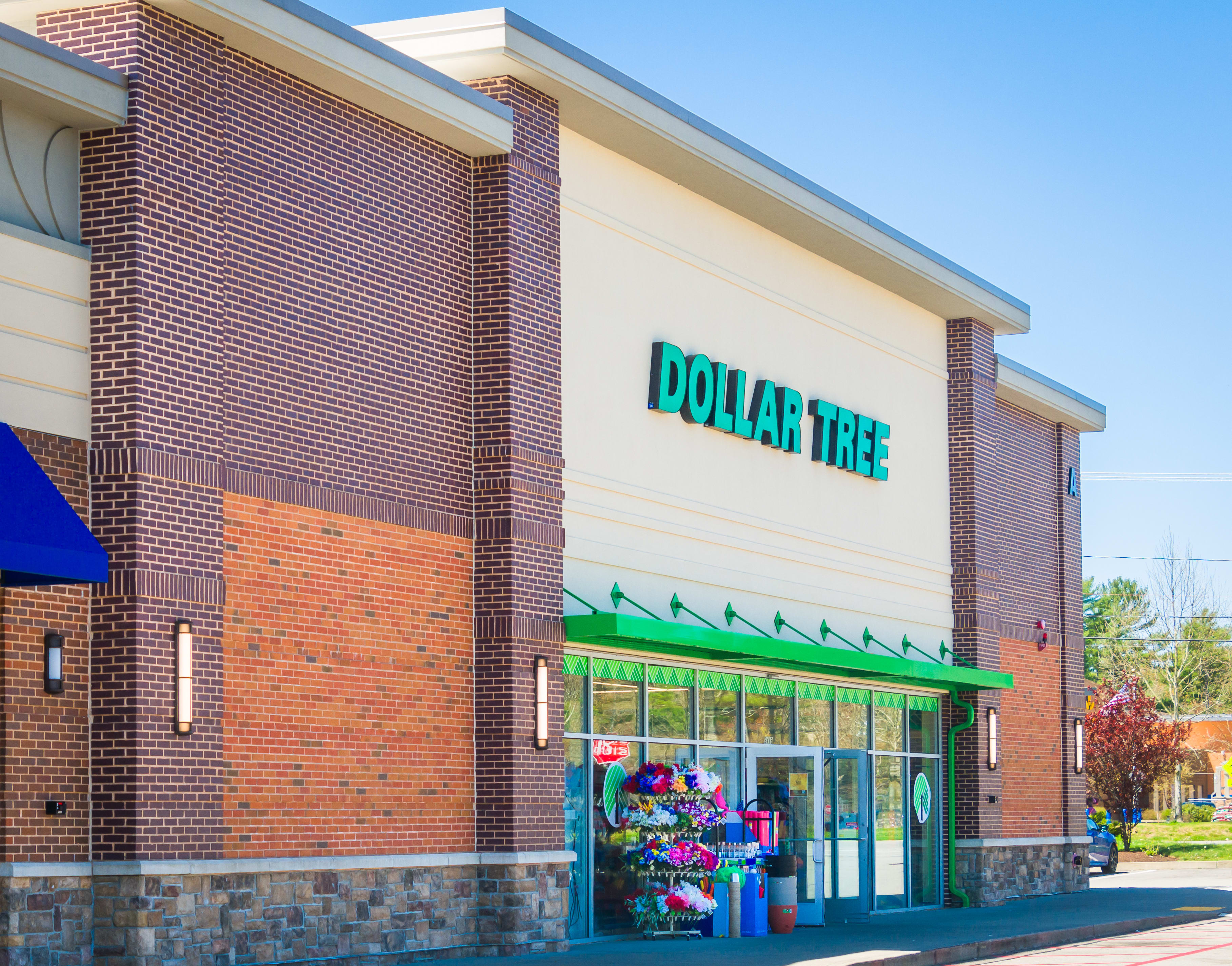 These Dollar Tree Clothes Organizing DIYs Are Pure Genius - Dengarden