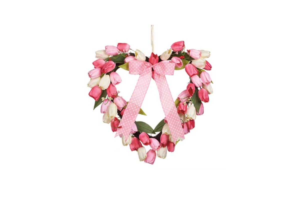 ALDI Just Dropped Their New Valentine's Decor And It's Guaranteed to ...