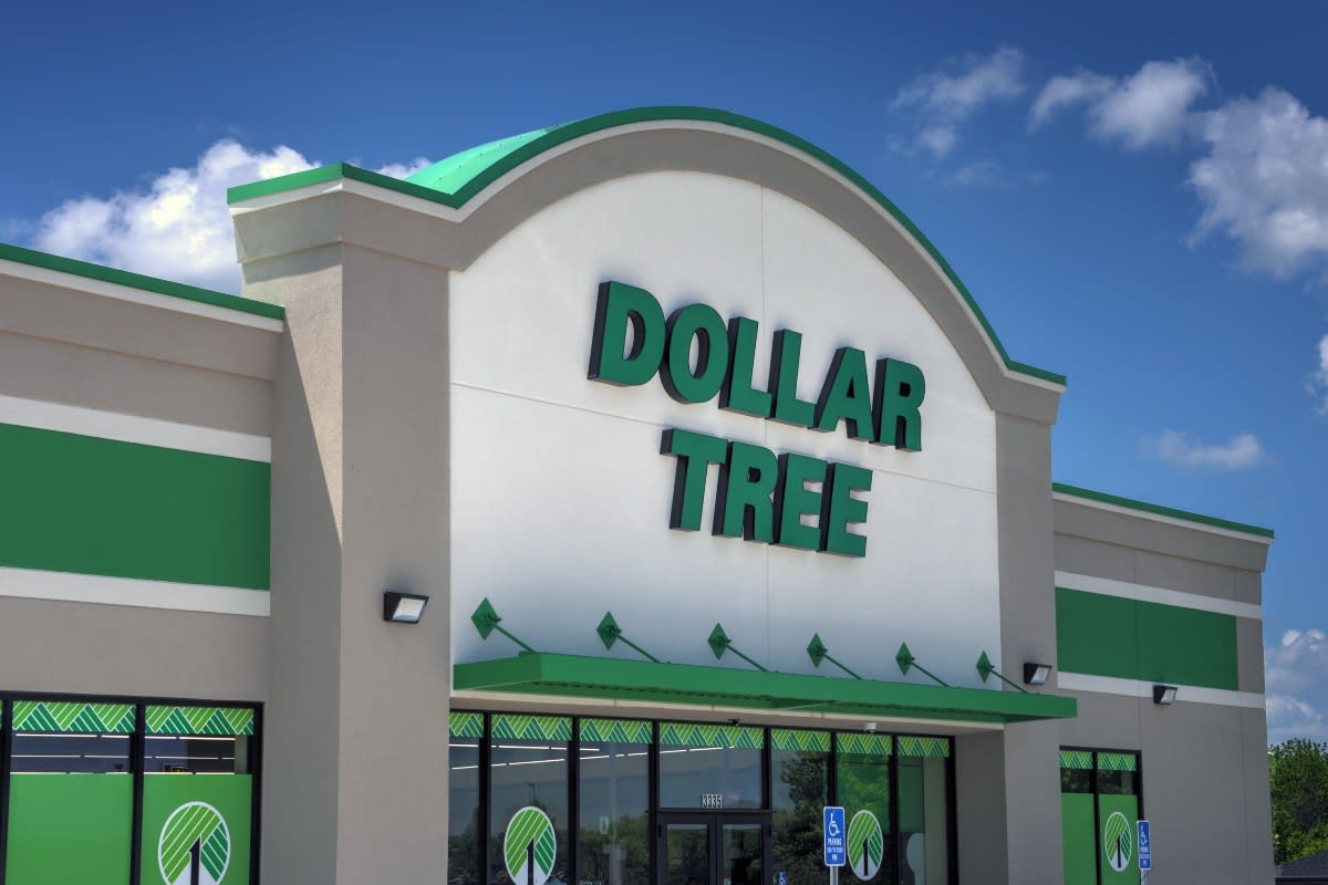 DIYer Dupes Anthropologie's Glass Candle Holders With This Dollar Tree ...