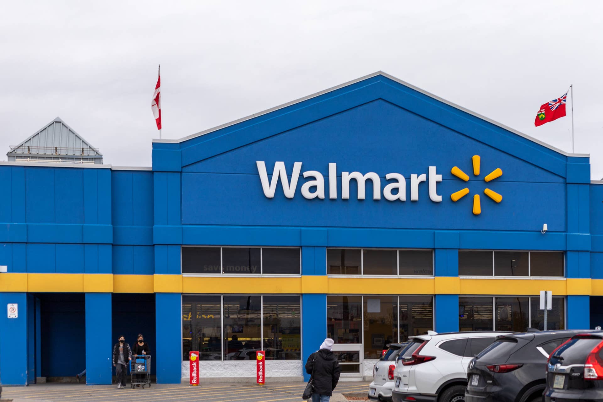 Walmart's Urban Outfitter's Cabinet Lookalike Is Insane - Dengarden